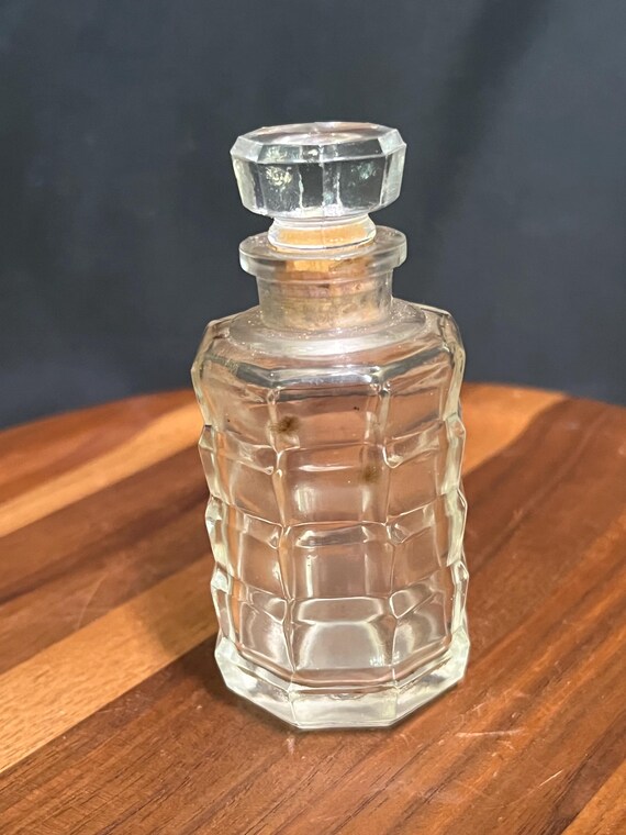 Antique 1920s Gabilla ‘Sinful Soul’ Perfume Bottle -O… - Gem