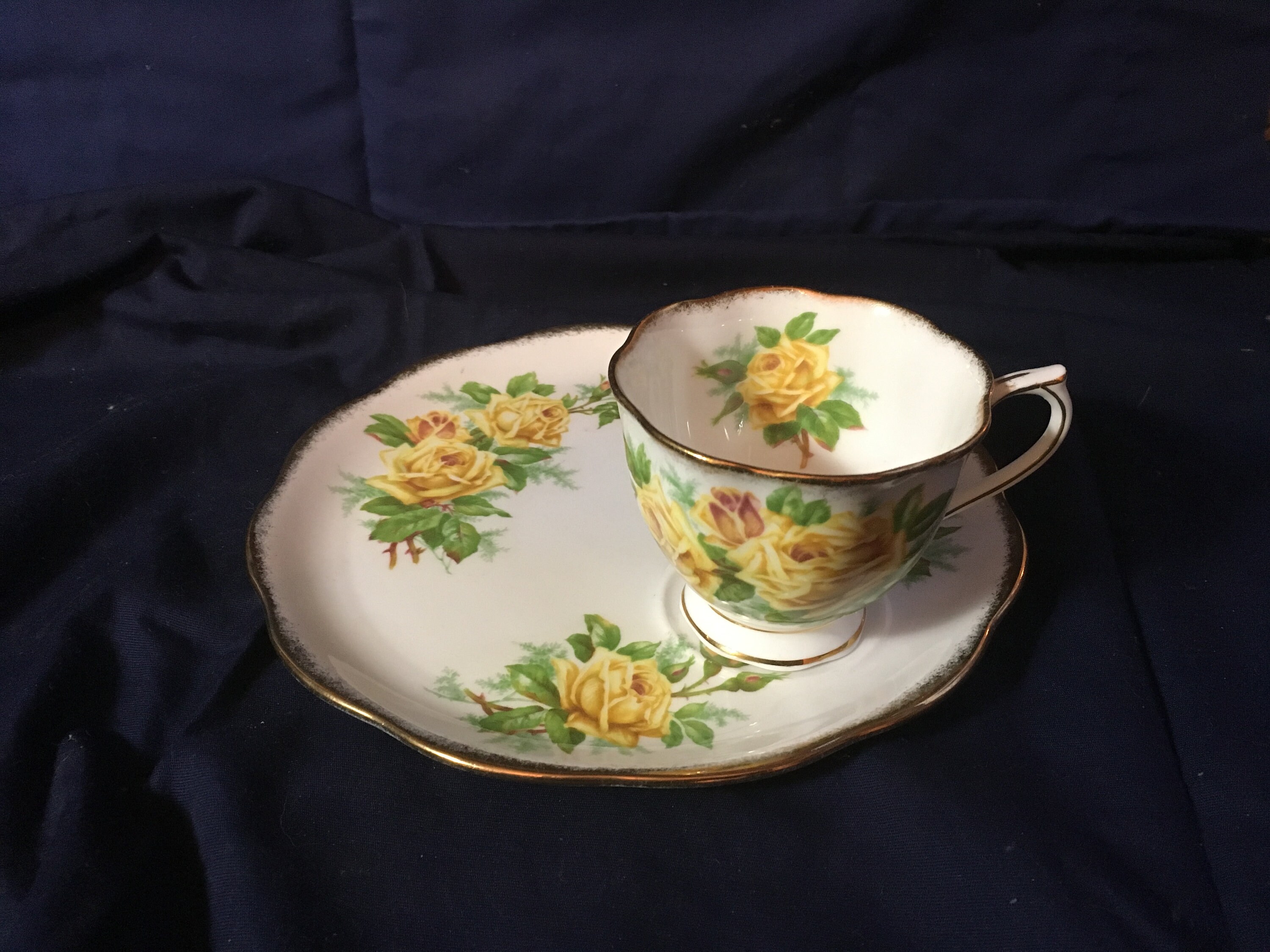 Royal Albert Yellow Rose Tea Rose Pattern Tea Cup With - Etsy