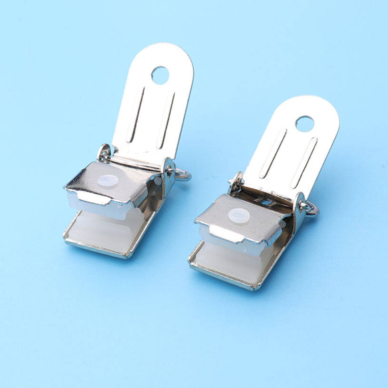 4pcs 17mm Strap Suspender Clips Silver Metal Suspender Clips Round ...