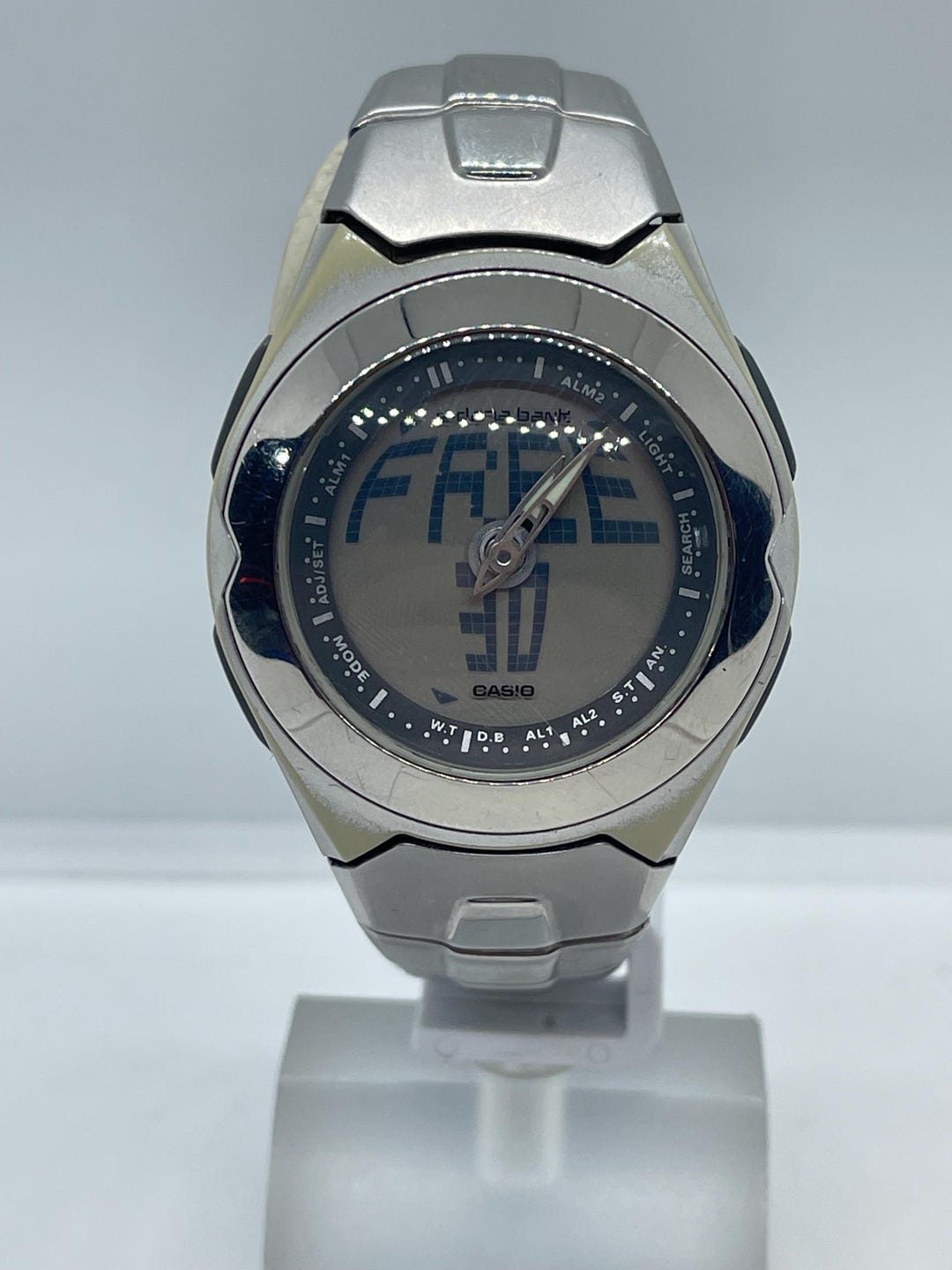 Vintage Casio EDB-300 Men's Wrist Watch Japan Data Memory 30 World Time ...