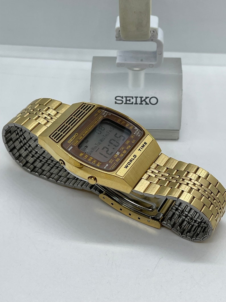 Seiko A239-5020 Vintage Digital Quartz Wrist Watch Japan World Time ...