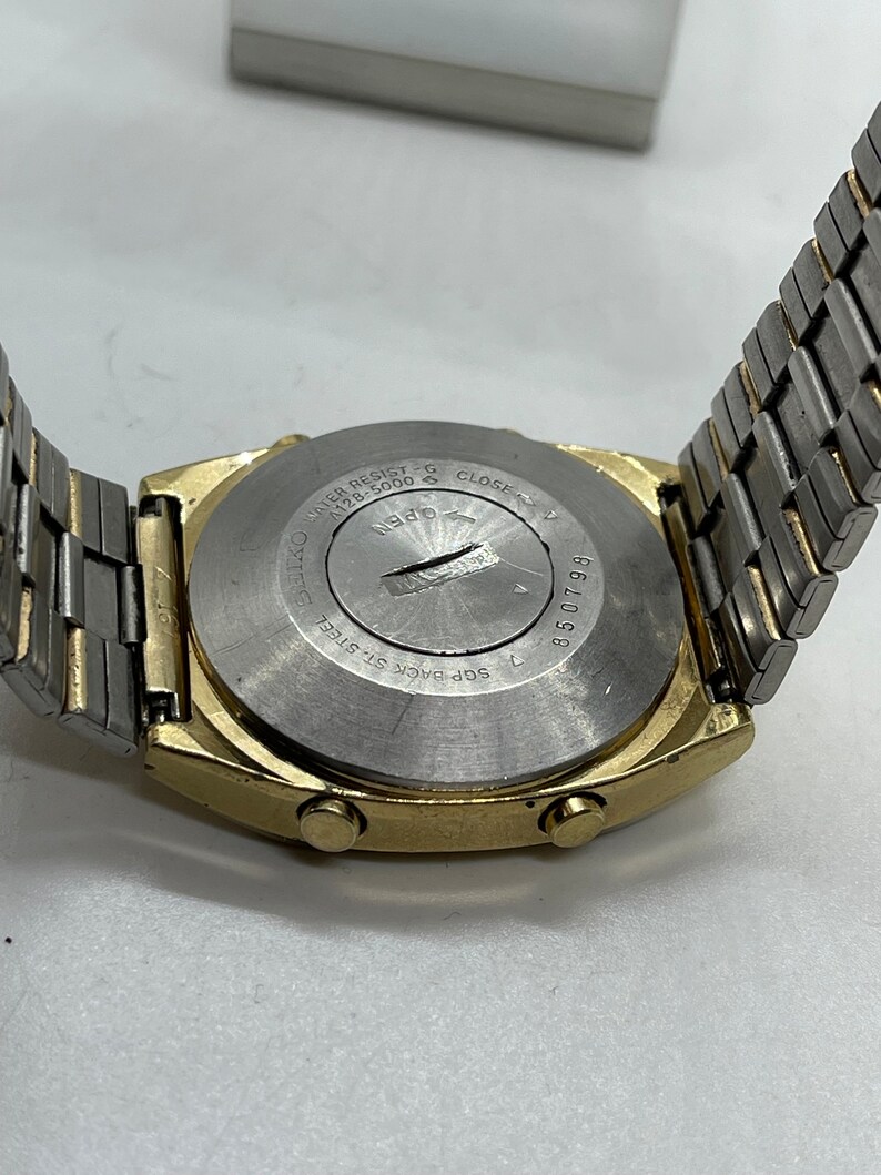 Seiko A128-5000 Vintage Digital Quartz LC Wristwatch Japan Chronograph ...