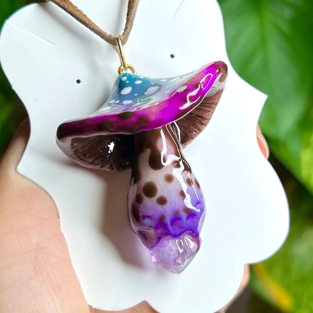 Dirty Drippy Exotic Amanita Amethyst Mushroom Glow in Dark Mushroom ...
