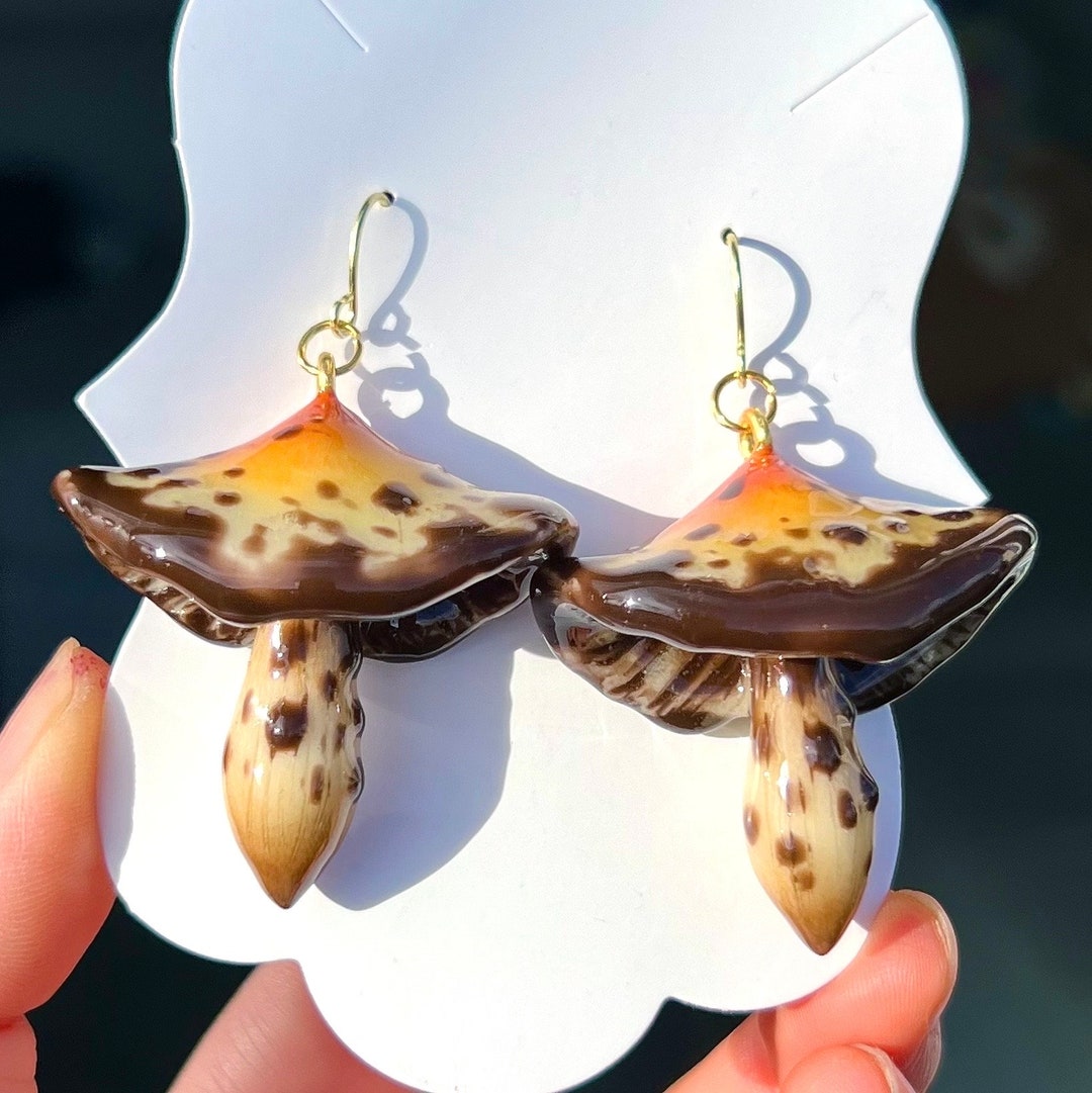 Glow in Dark Exotic Drippy Inky Cap Mushroom Earrings - Etsy