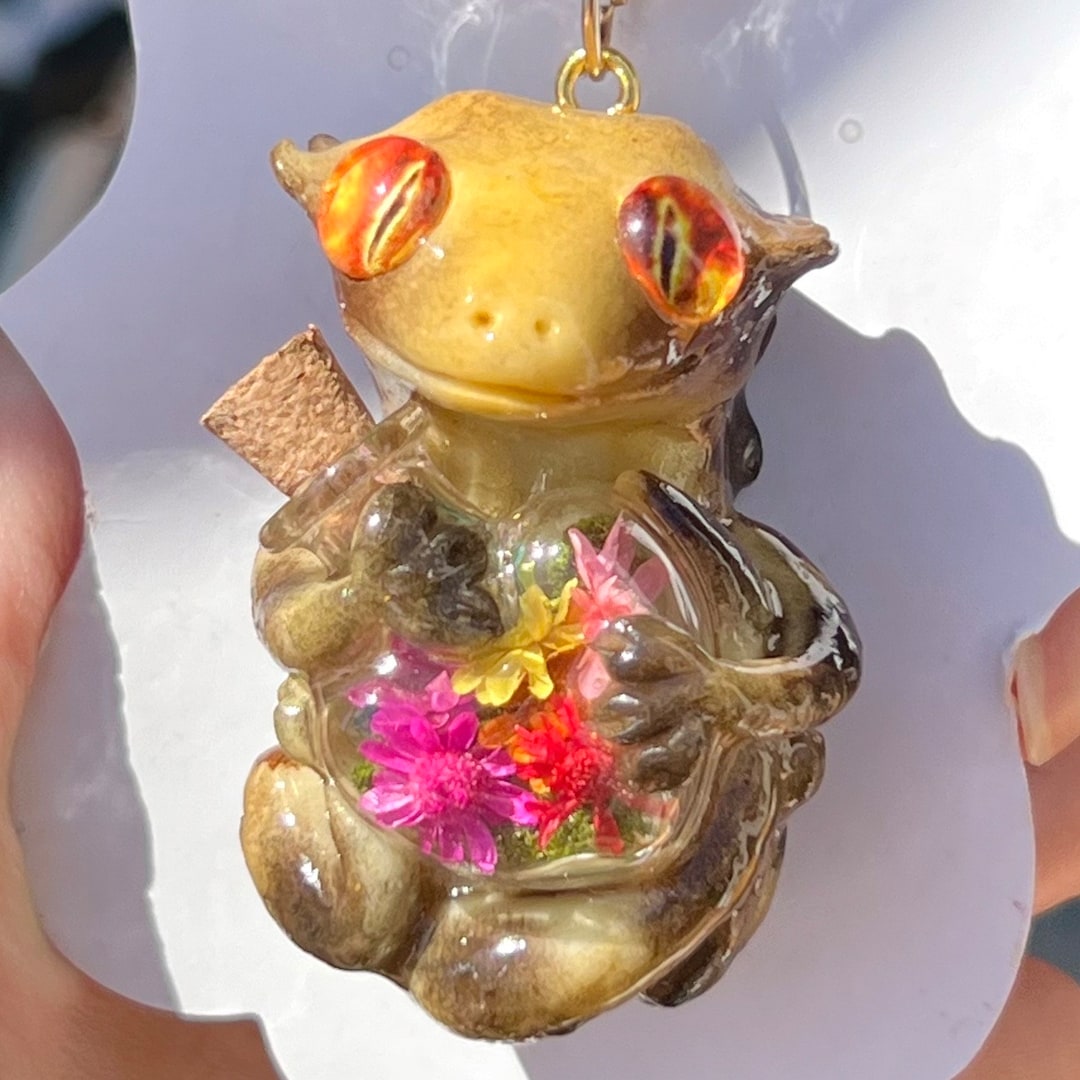 Gecko Necklace. Exotic Harlequin Crested Gecko + Flower Spell Bottle ...