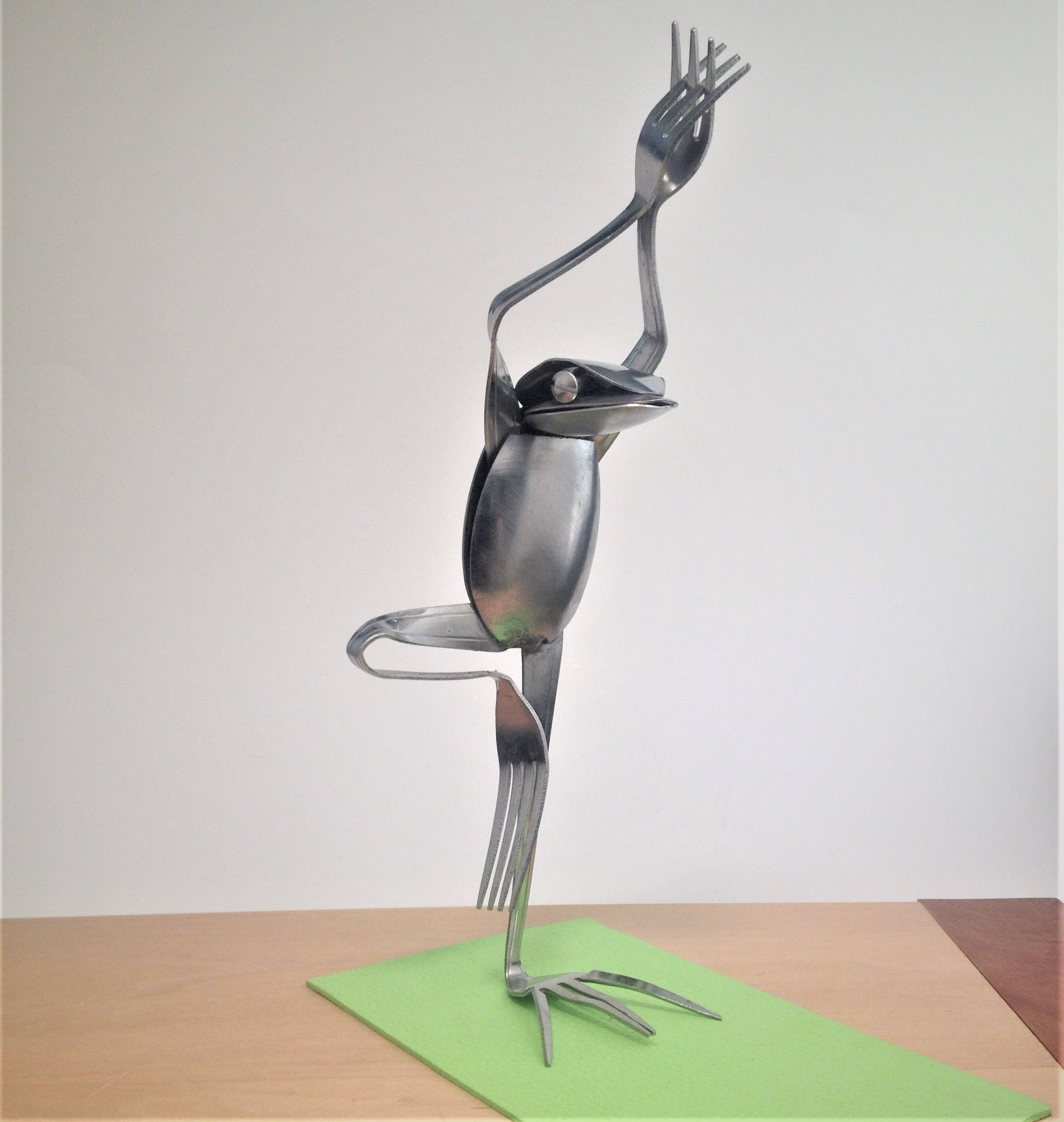 Yoga Frog-frog-tree Pose-tree Pose Art-amphibian-hippie - Etsy