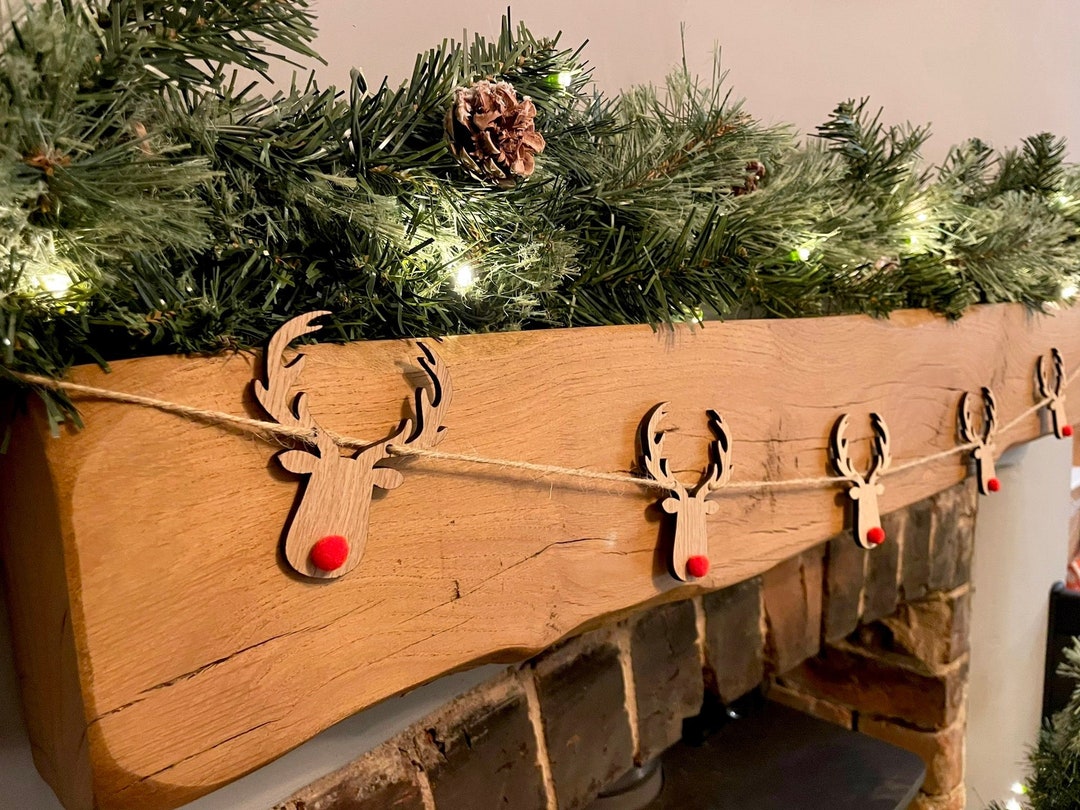 Reindeer Christmas Garland, Wooden Reindeers, Rustic Fireplace ...