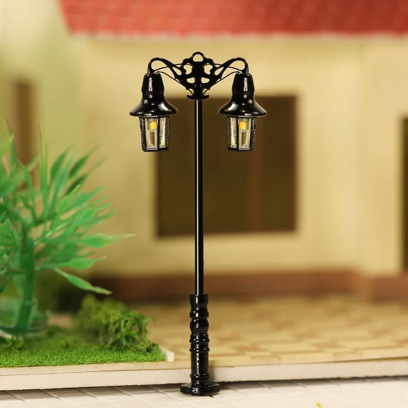 5pcs N Scale LED Lamp Posts - Model Double Railway Street Lights ...