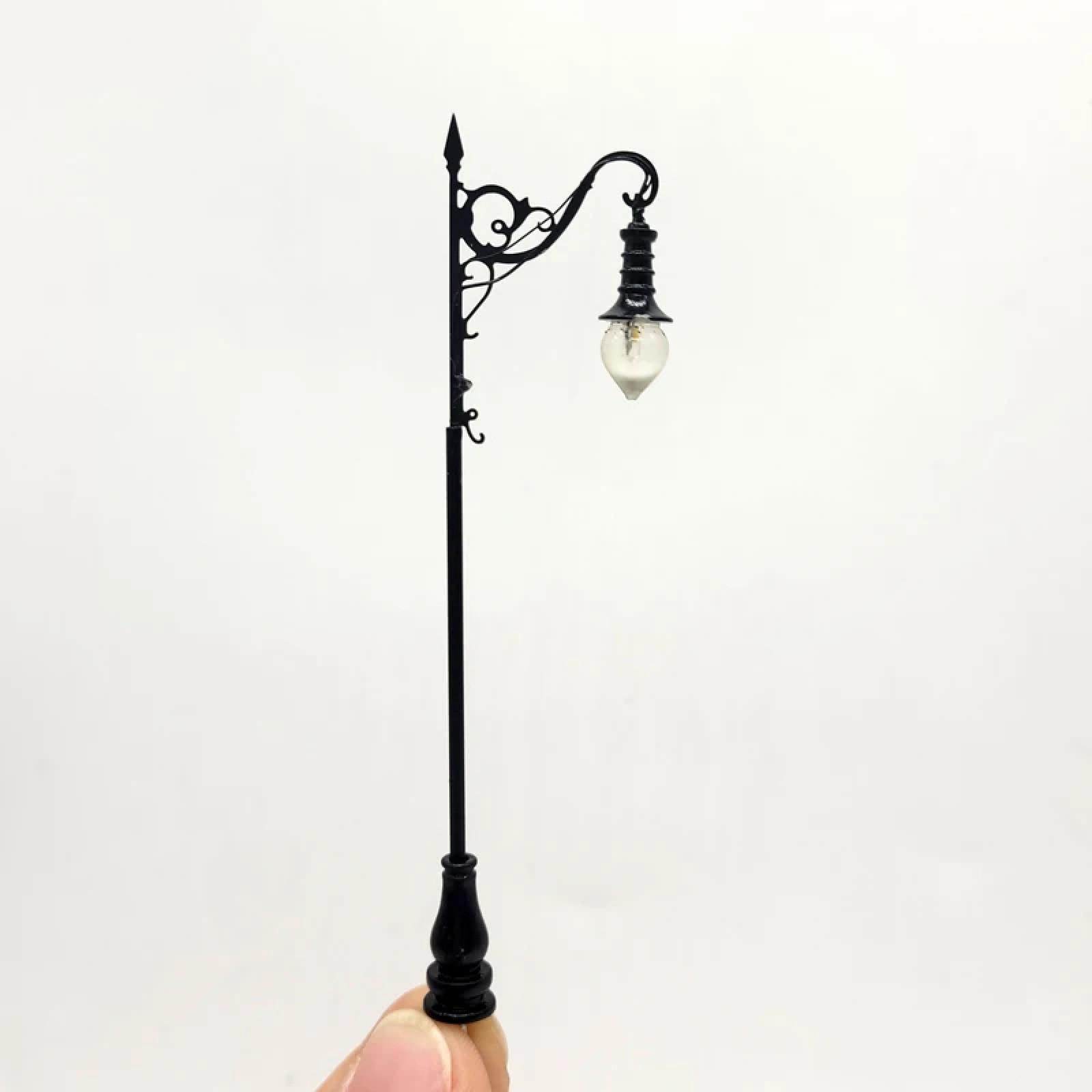 HO Scale Street Lights: Miniature Model Train Scenery - 5 Pcs - Etsy