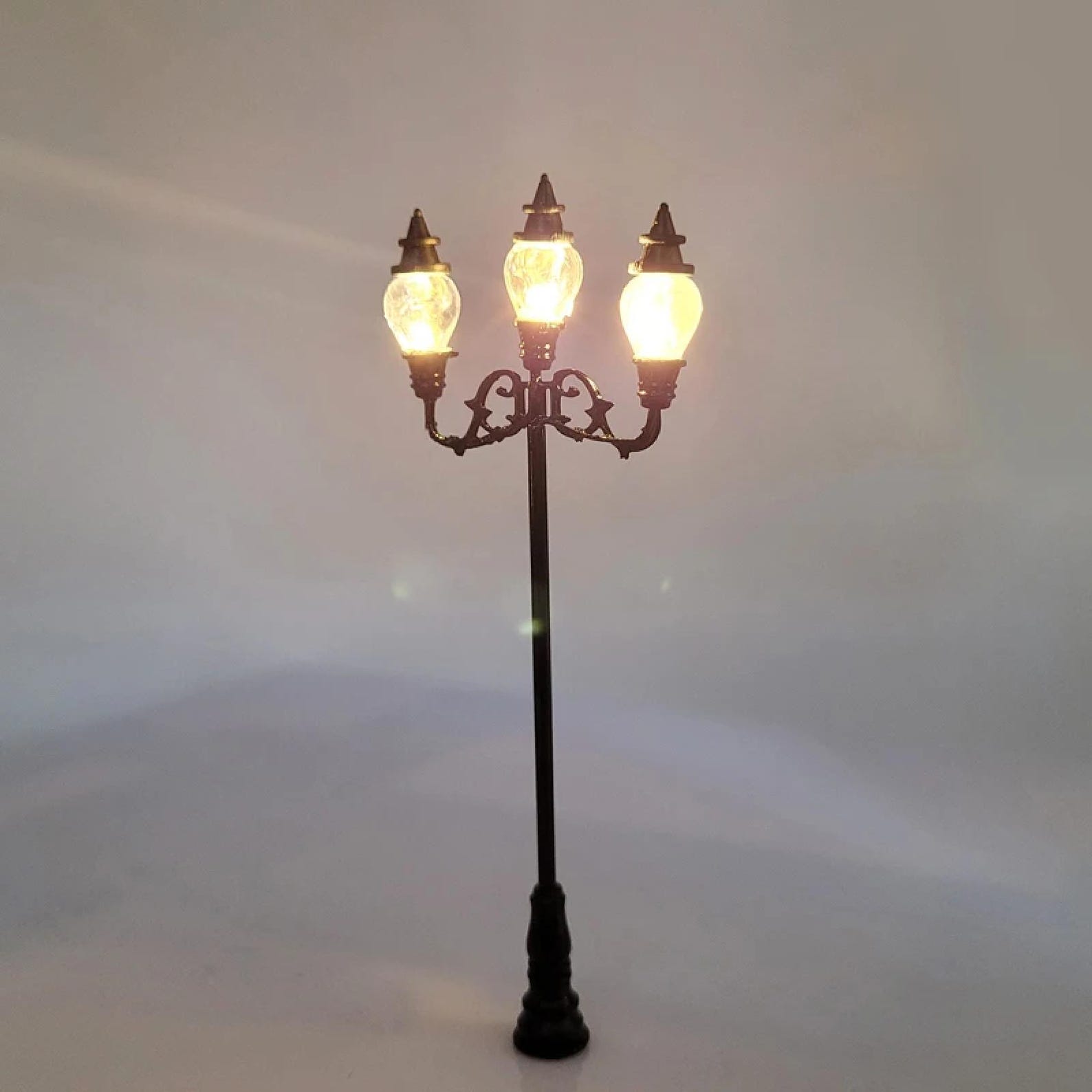HO Scale Street Light Lamppost: Miniature Railway Diorama Lighting - Etsy