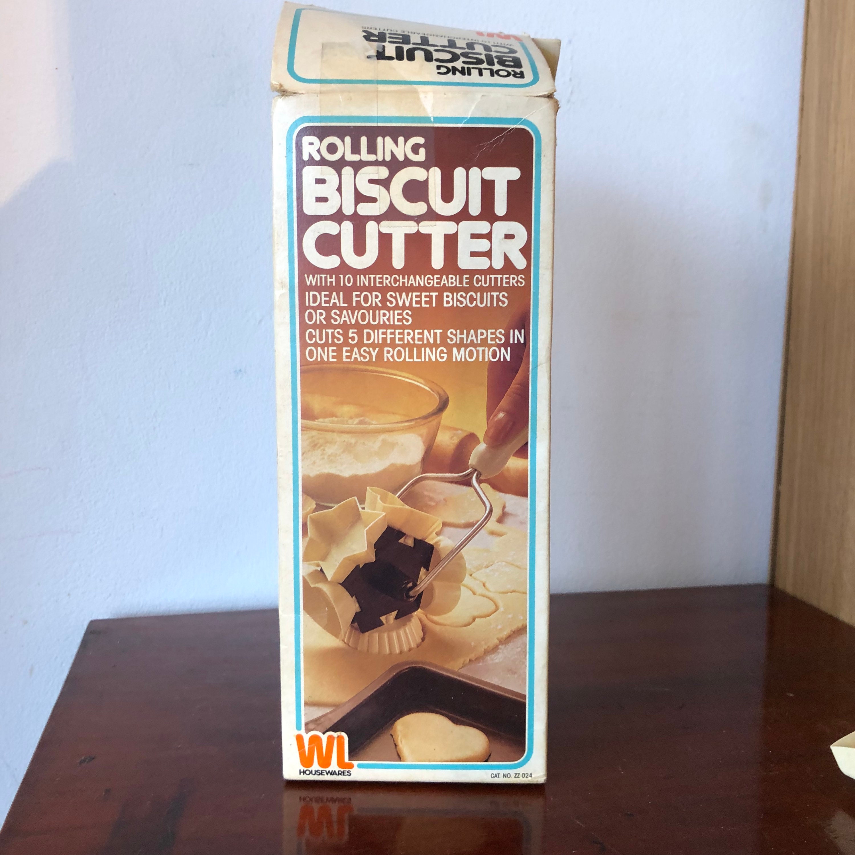 Vintage Rolling Biscuit Cutter Kitchen Gadget for Cutout - Etsy