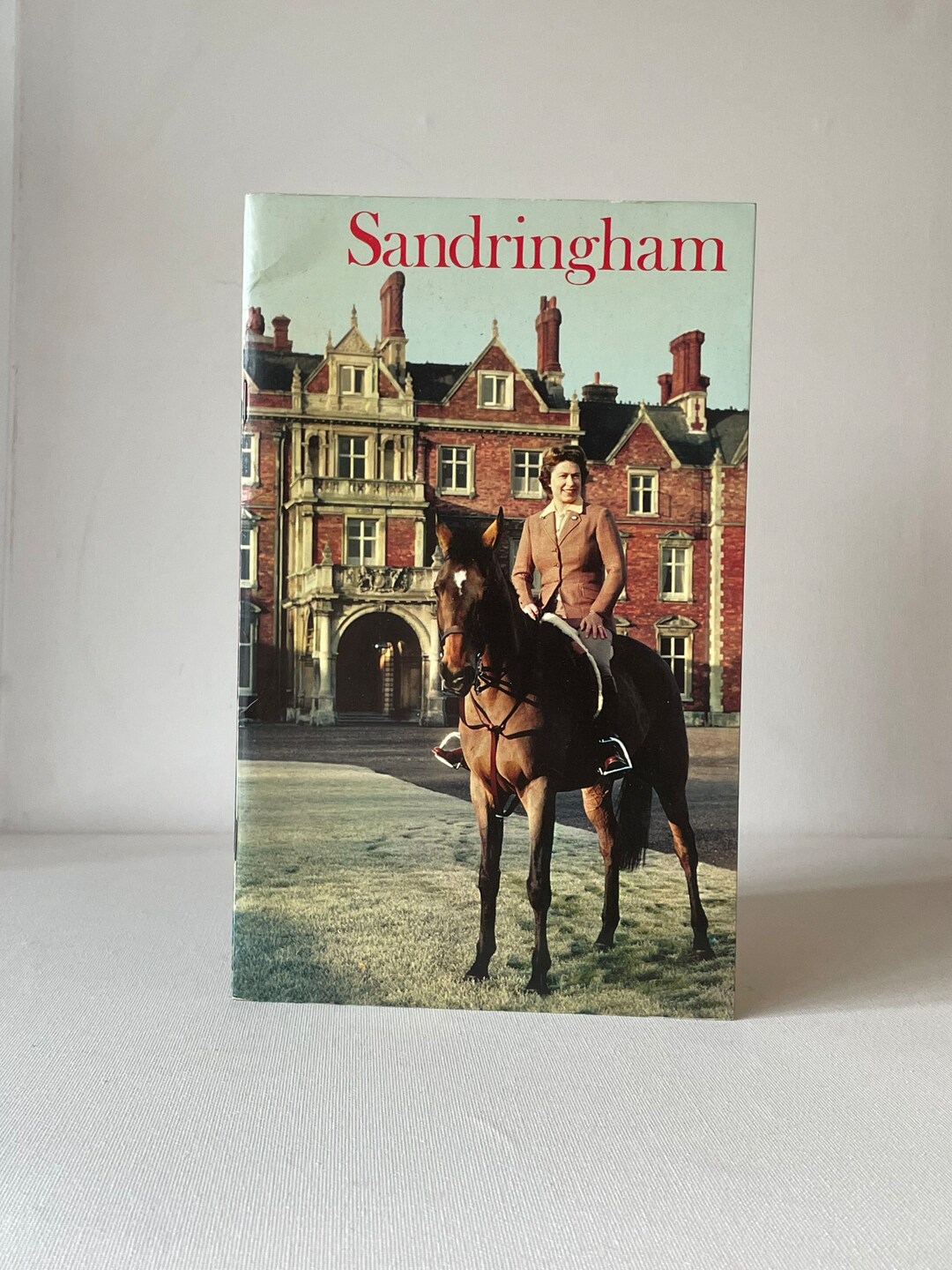 Vintage Sandringham Guide Magazine Souvenir Collectibles Rare Queen ...