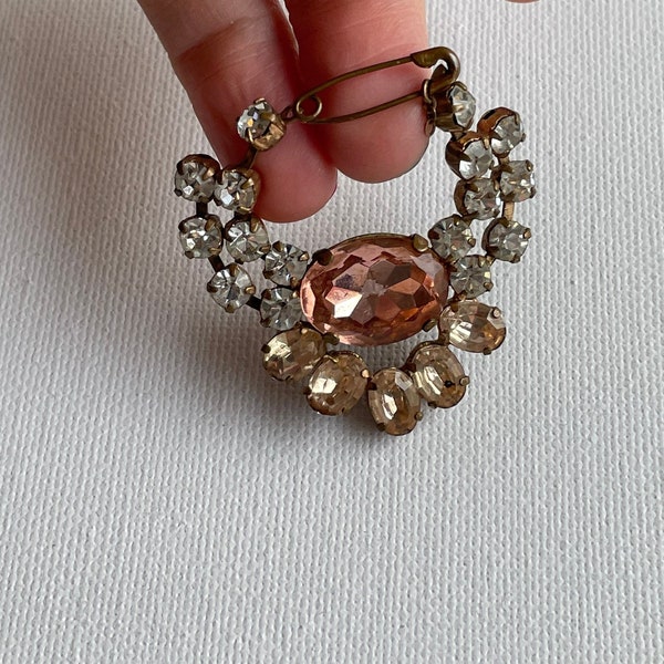 Peach Brooch - Etsy UK