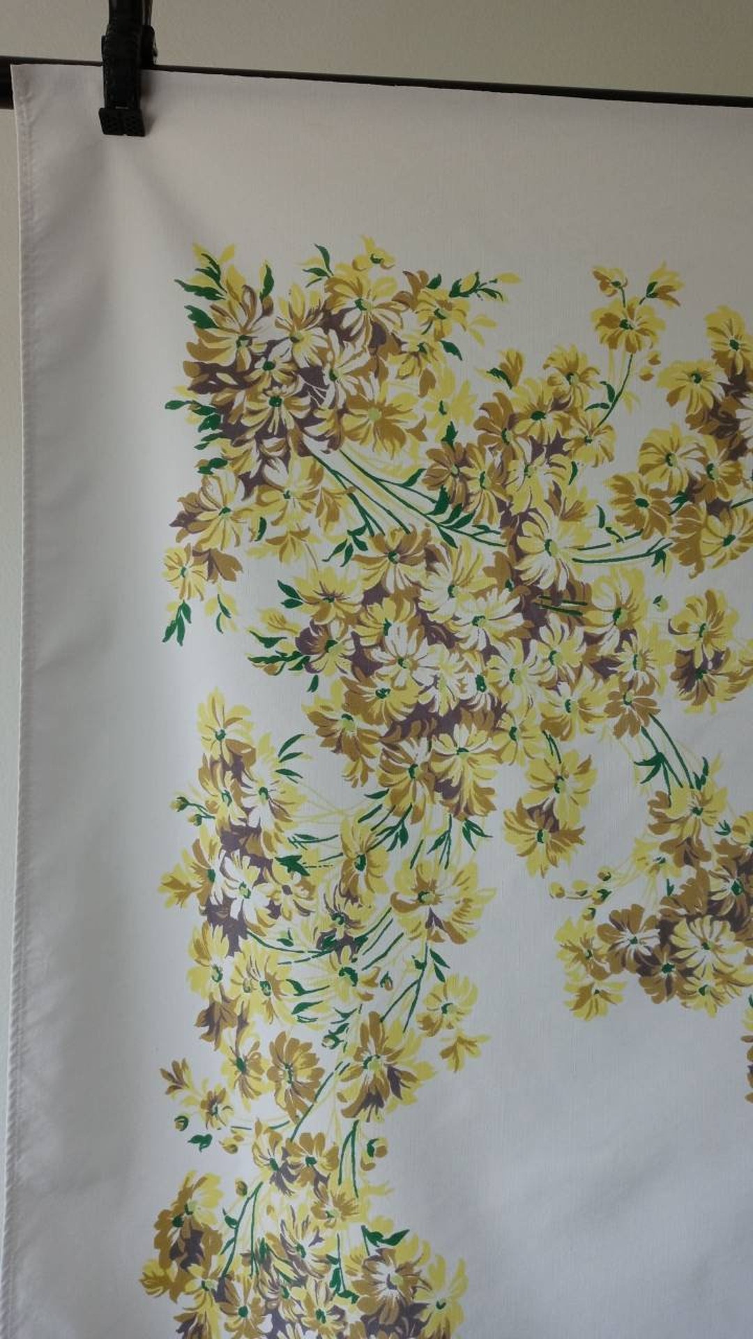 1950s California Handprint Spring Floral Tablecloth White Background ...