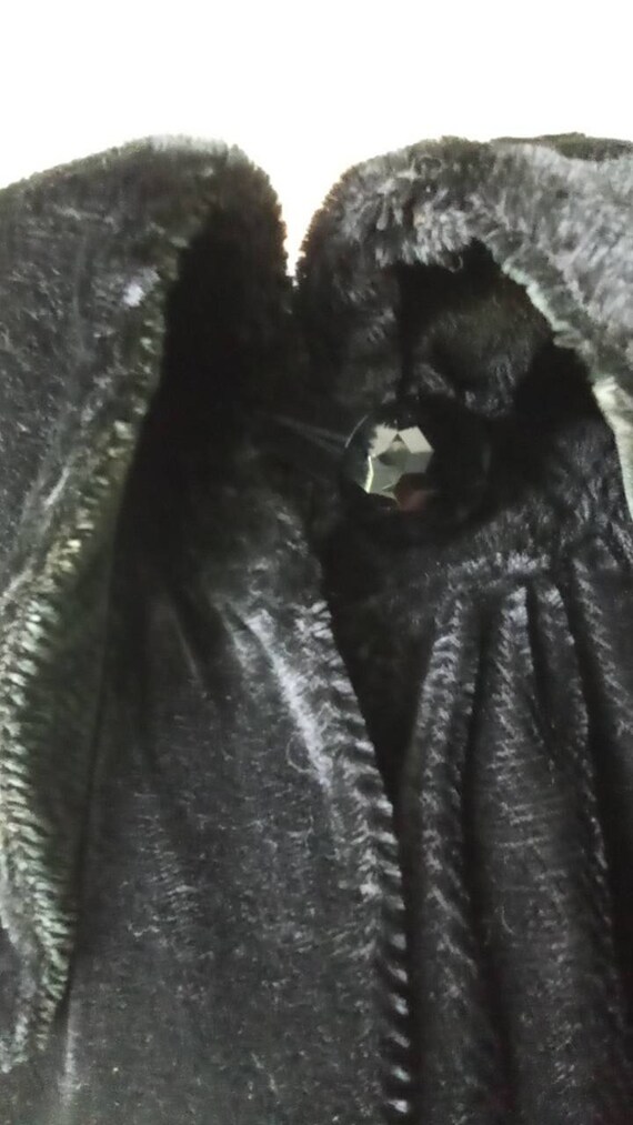 Early 1900s Mohair Cape with Sawtooth Hem | Extraordi… - Gem