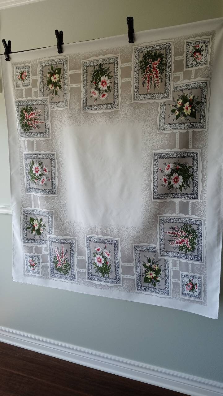 1950s California Handprint Floral Tablecloth in Crisp White - Etsy