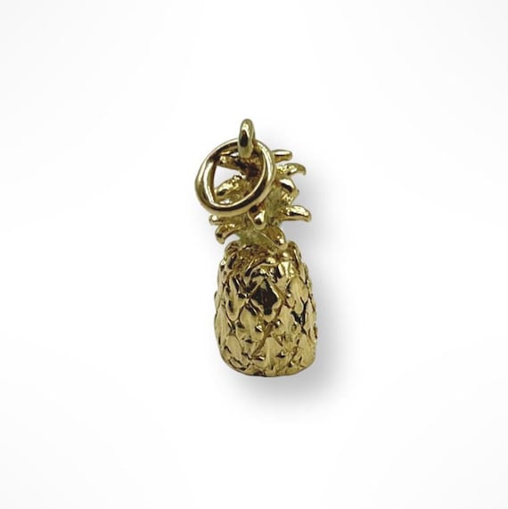14k Gold 3D Pineapple Pendant - Gem