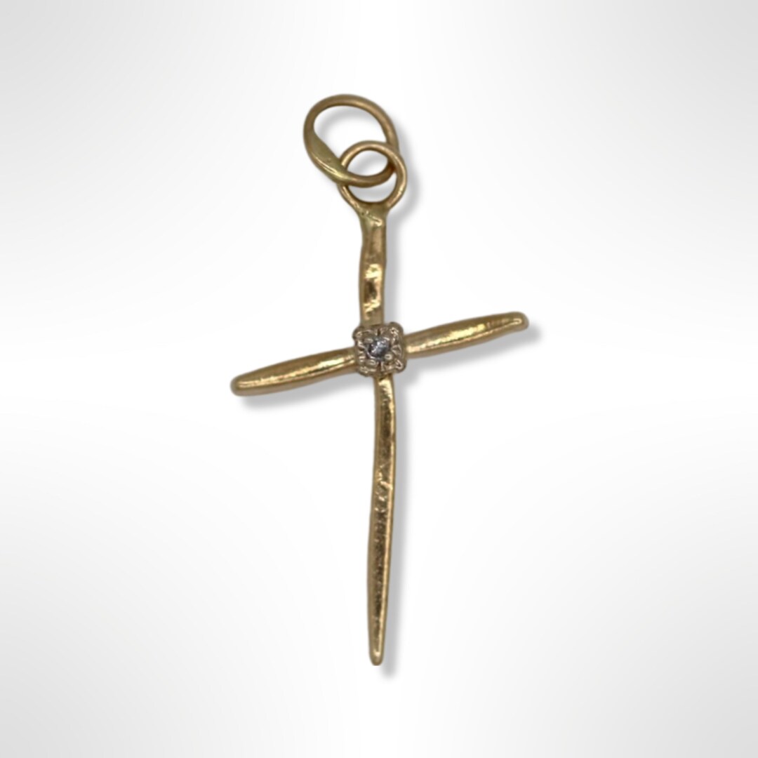 14K Gold Diamond Solitaire Cross Pendant - Etsy