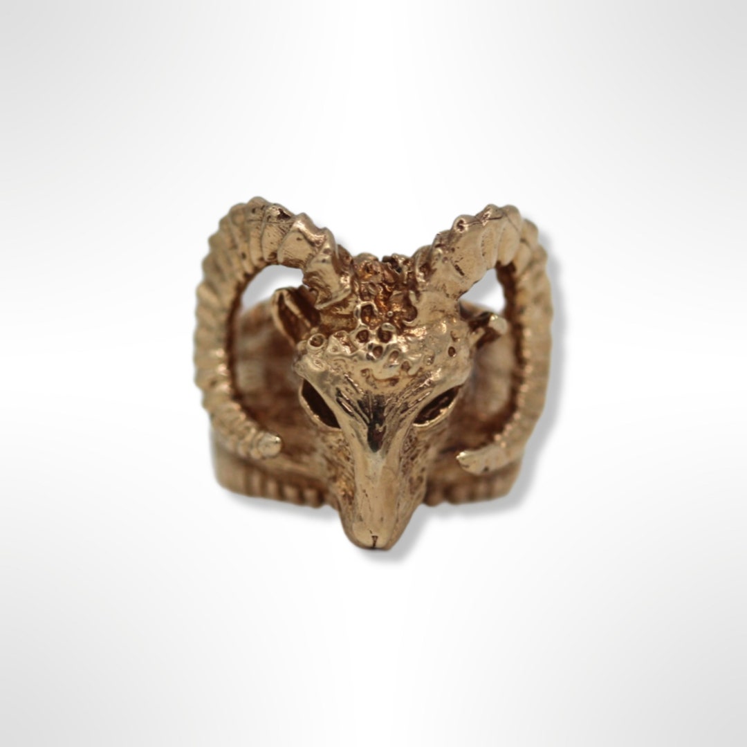 14K Gold Ram Statement Ring - Size 7 - 18.2 Grams - Etsy
