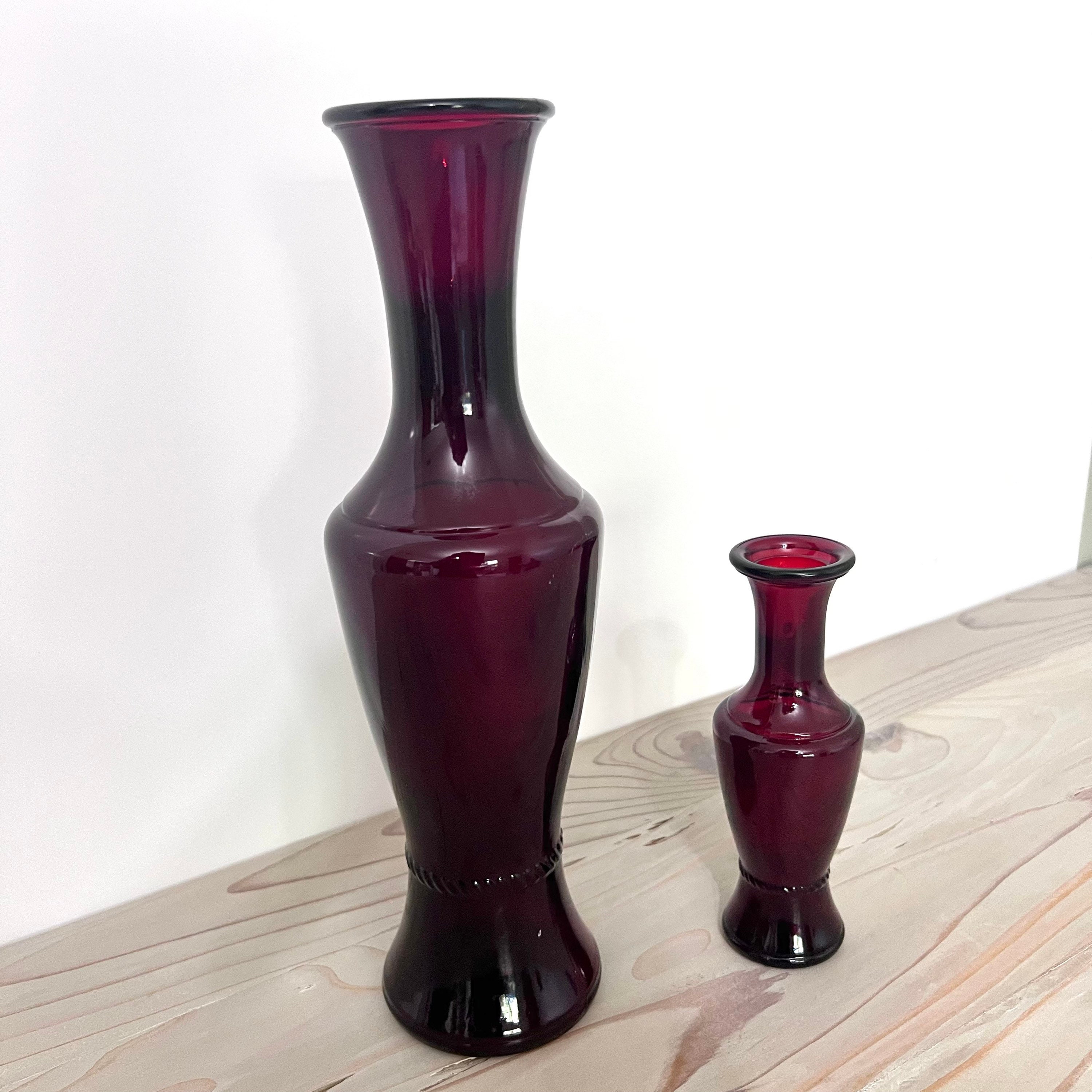 Vintage Weatonware Set of 2 Bunt Red Bud Vases - Etsy
