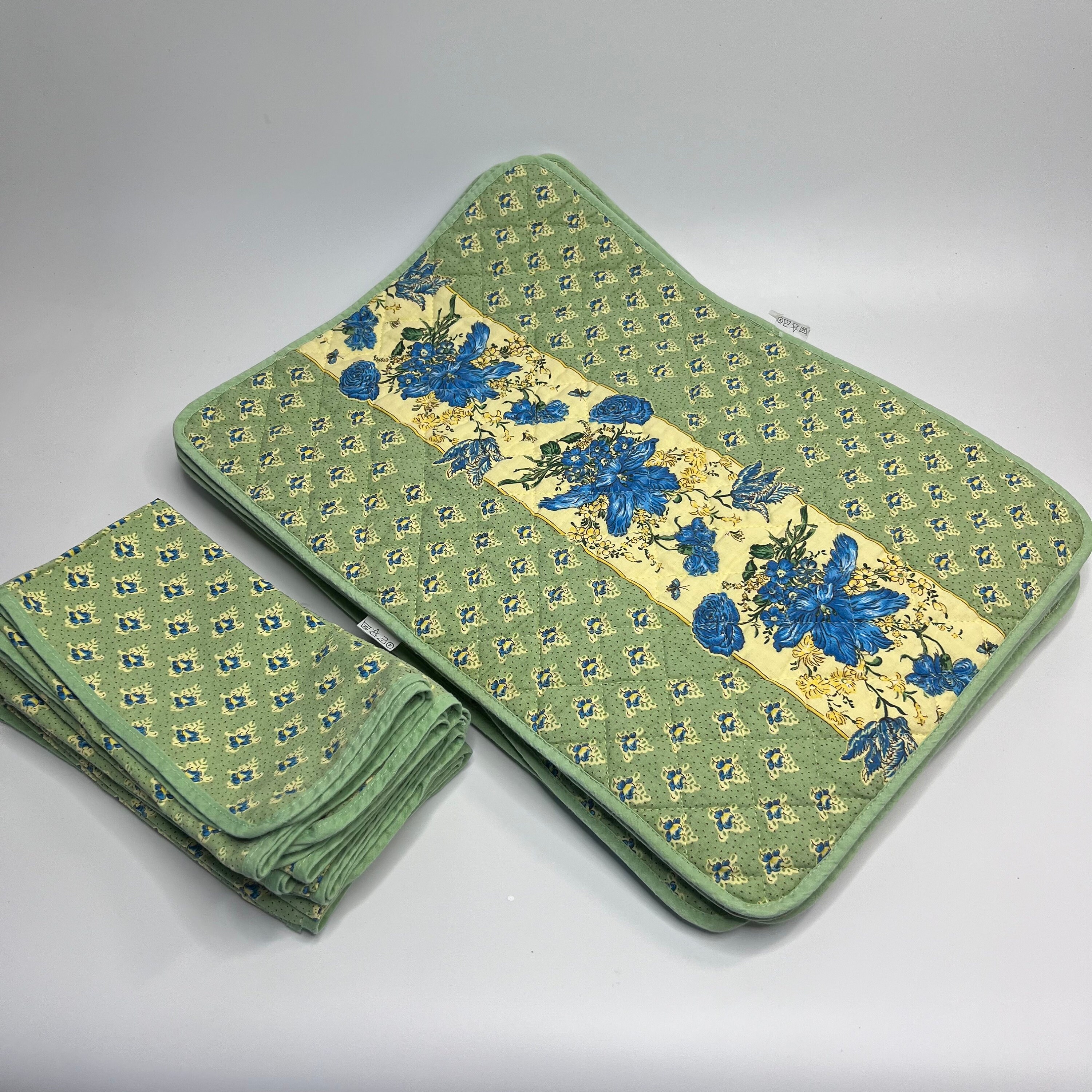 JC Bordes Vent Du Dud Set of 16 Pieces - 8 Napkins and 8 Placemats ...