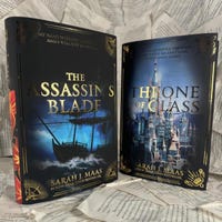 Throne of Glass Series by Sarah J. Maas - Throne of Glass, TOG Books ...