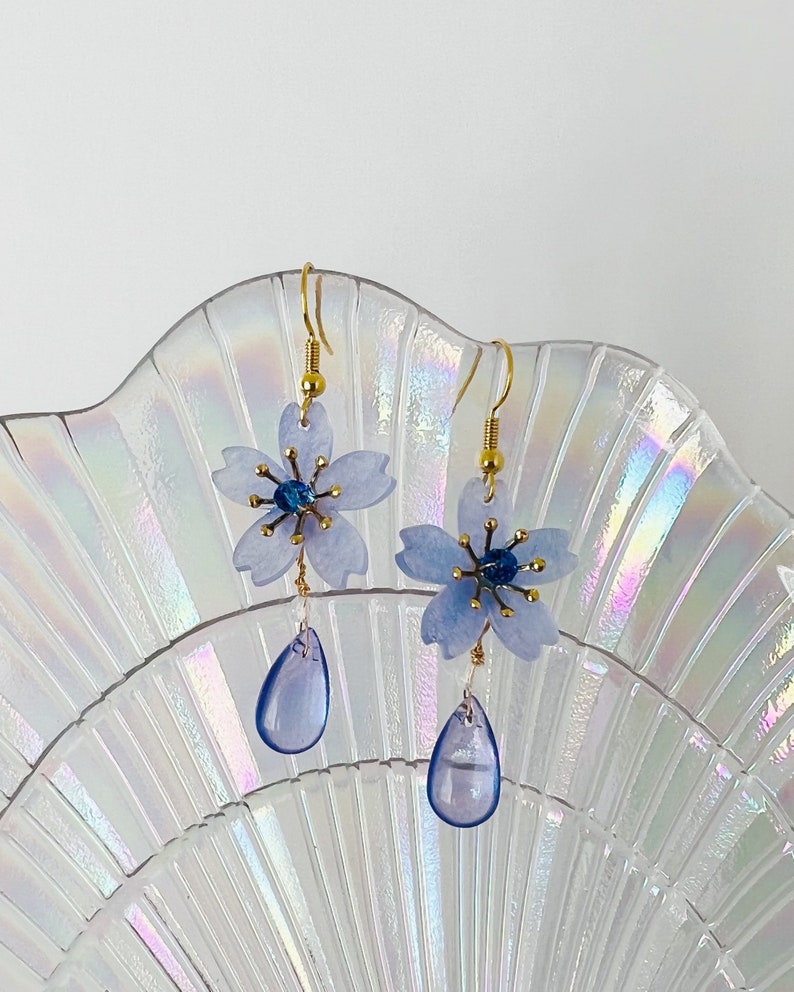 Cherry Blossom Blue Purple Sakura Flower With Crystal Drops Japanese ...