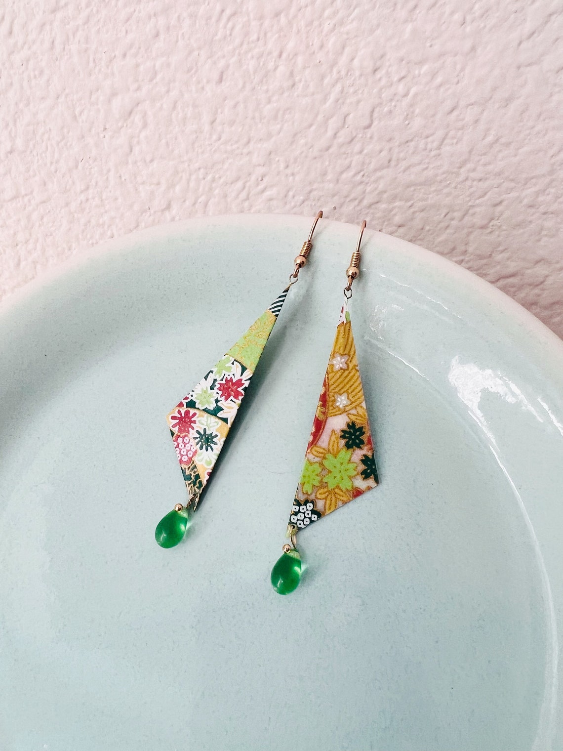 Resin Coated Japanese Origami Patterned Paper Arrows Triangles With ...