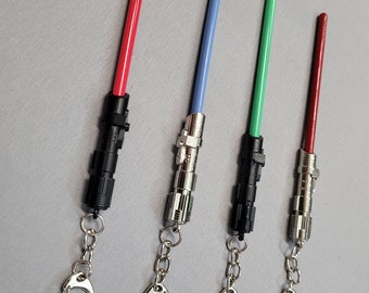 Star Wars Light up Lightsaber Keychain - Etsy