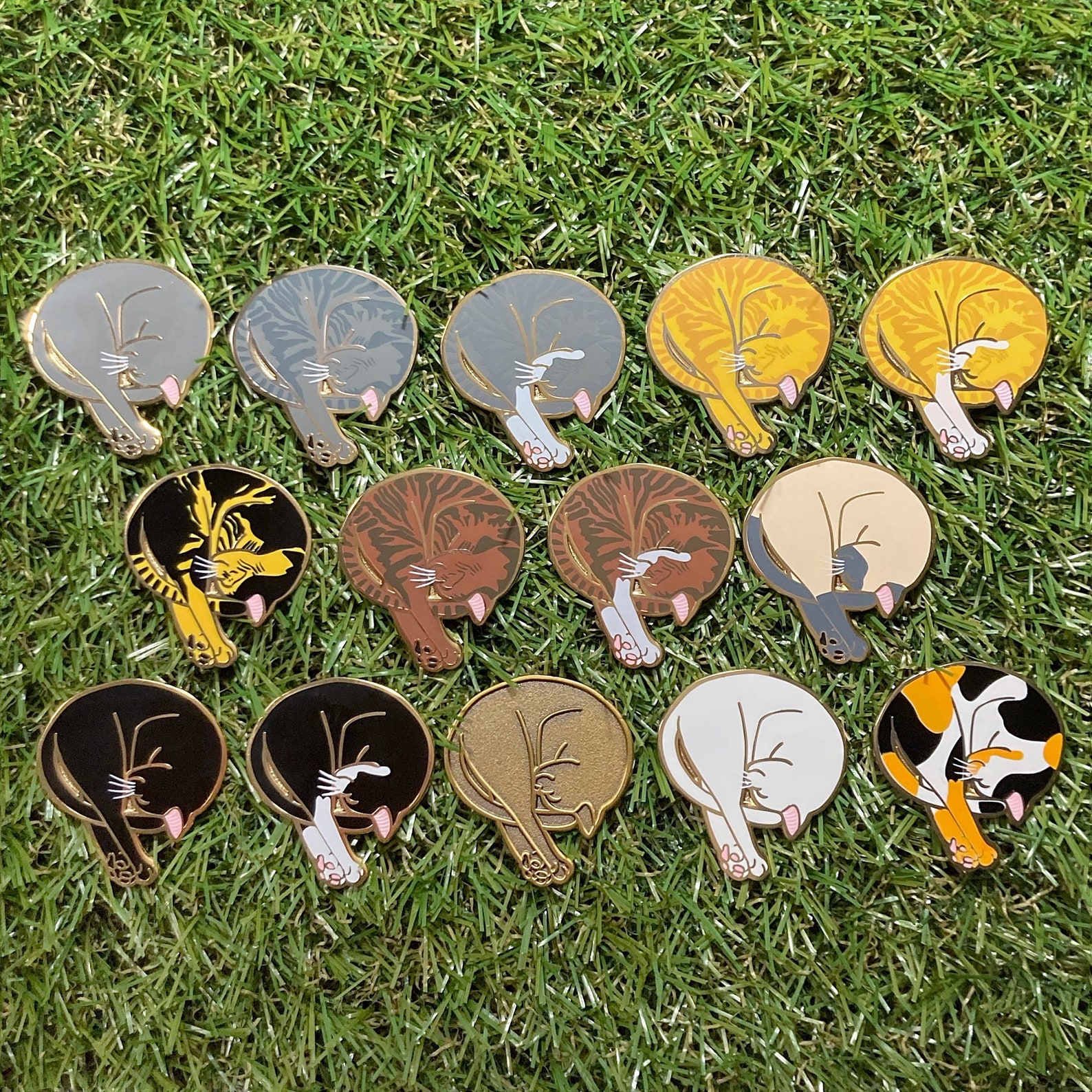 Curled Cat Pins 14 Colours 35mm Hard Enamel Pins - Etsy