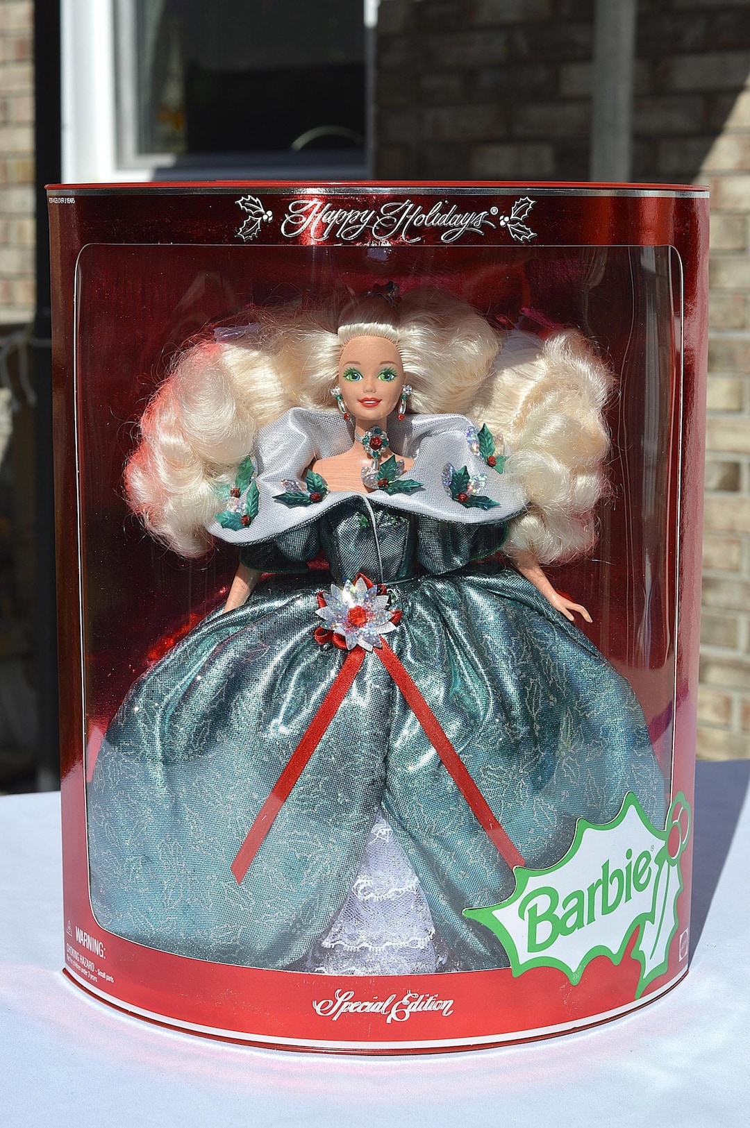 1995 Happy Holidays Barbie Doll, Special Edition, Sealed Box, Christmas ...