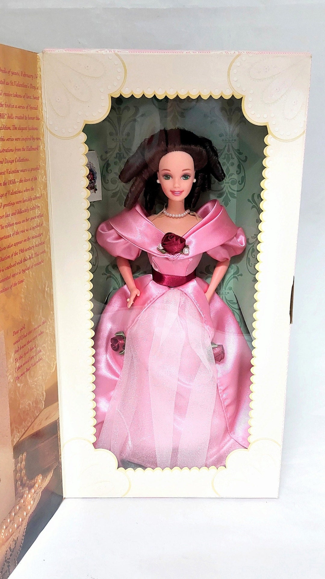 Sweet Valentine Barbie Doll Special Edition Hallmark Exclusive Be My ...