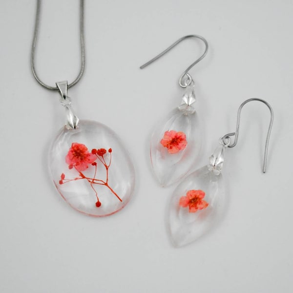 Resin Jewelry - Etsy