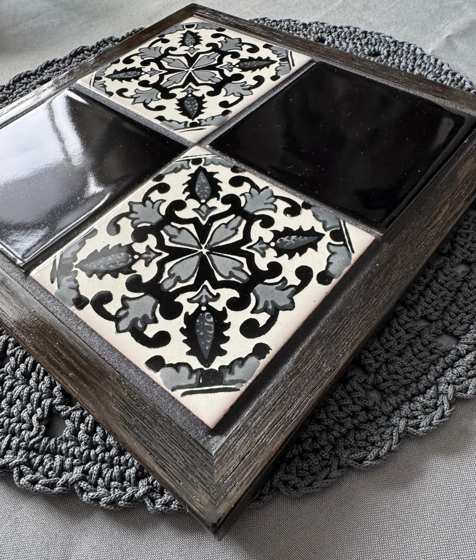 Handcrafted Tile Trivet in Oak Wood Frame 10 1/2" X 10 1/2" Outside ...