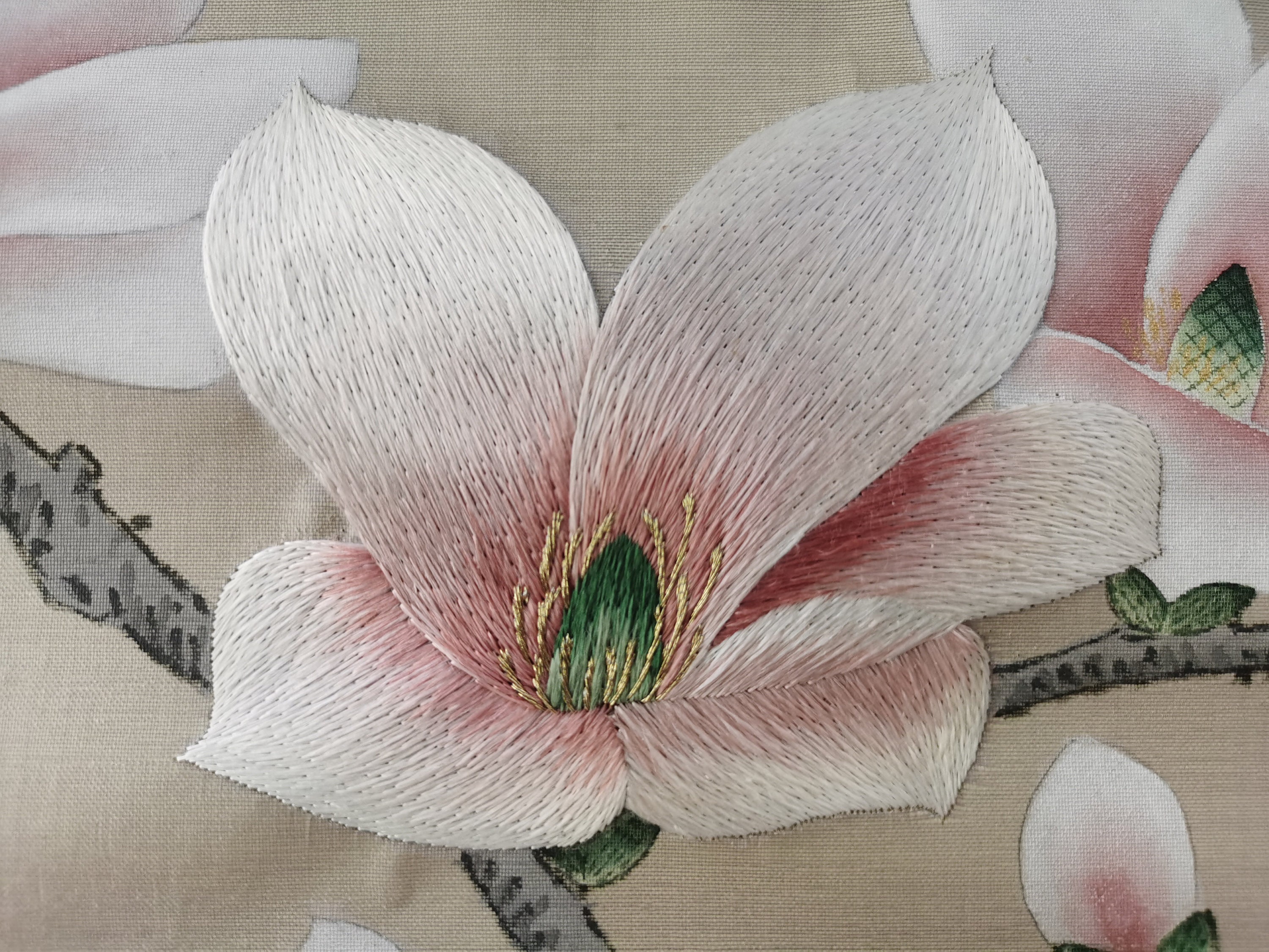 G-001 SAMPLE in Stock Handpainted Magnolia With/without Partial Hand ...