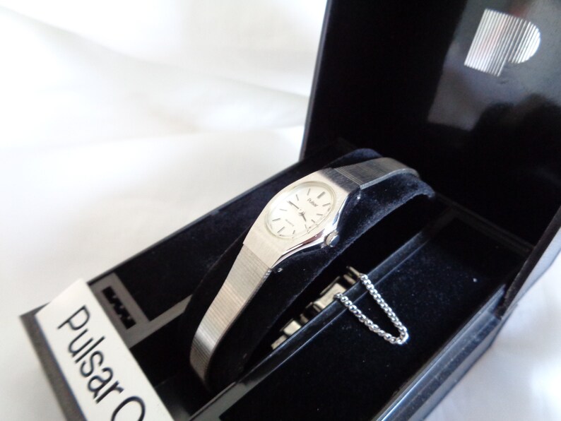 Rare Pulsar by Seiko 1980s New Old Stock Ladies Quartz Wristwatch Y590 ...