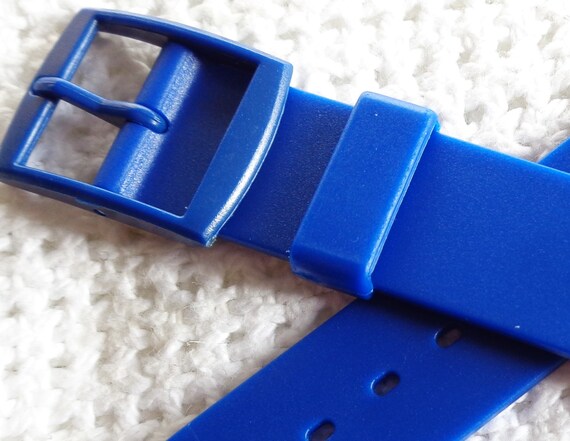 17mm New Old Stock Navy Blue Water Proof Rubber Watch… - Gem