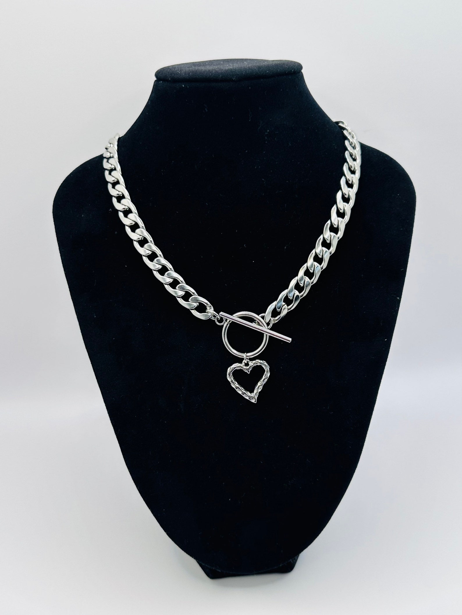 Big Curb Chain Toggle Heart Necklace Hammered Heart Pendant - Etsy