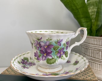 Royal Albert Vintage Teacup and Saucer | Flower of the Month | February | Violets | Purple Green ...