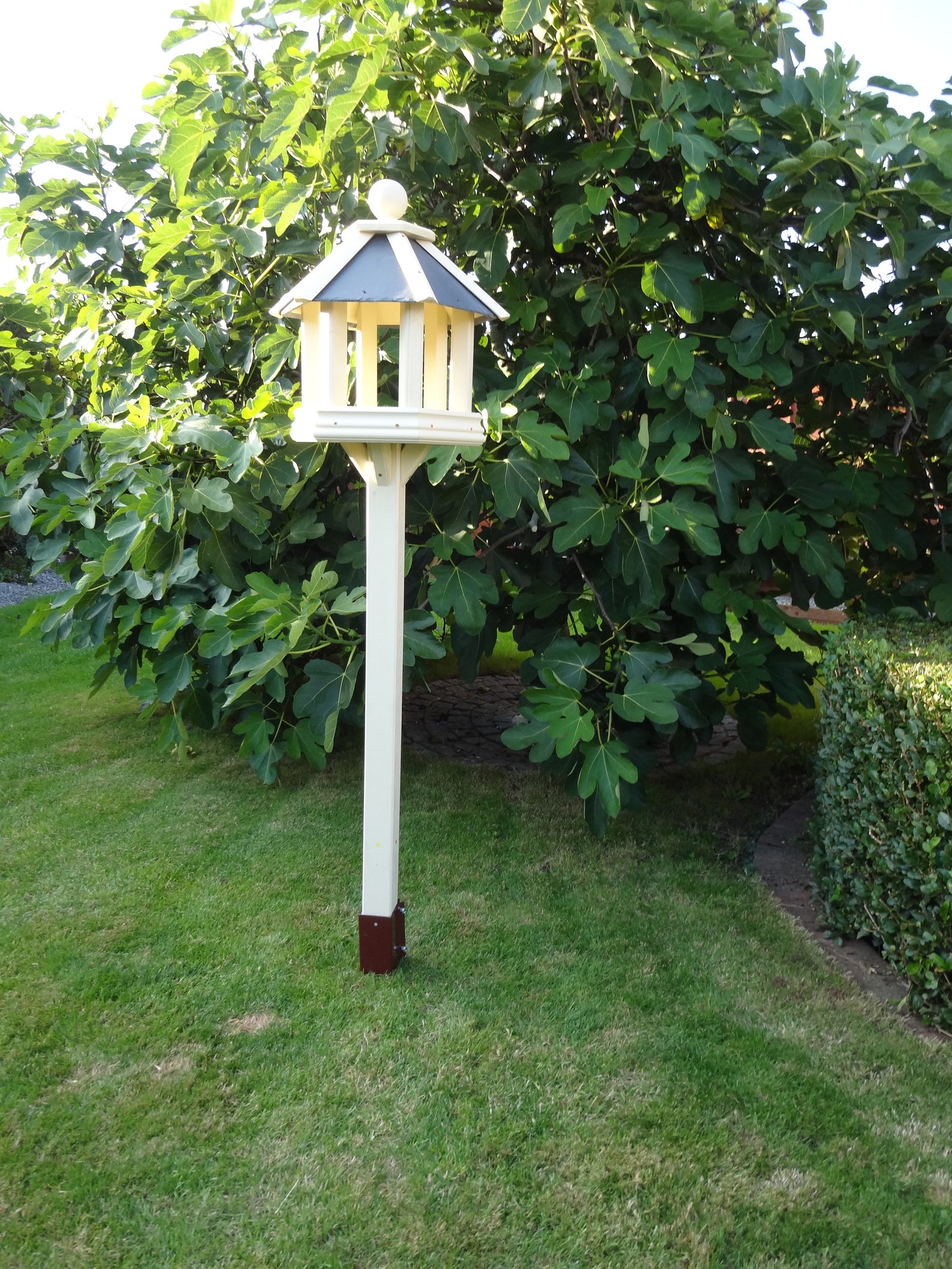 Bird Table, Country Cream, Large Hexagonal Bird Table, Birdhouse With a ...