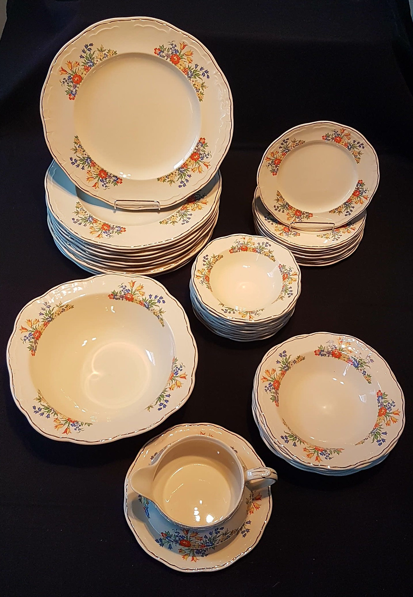 Set of 5 Vintage Floral Side Plates, Alfred Meakin, Norma Pattern, 1930's