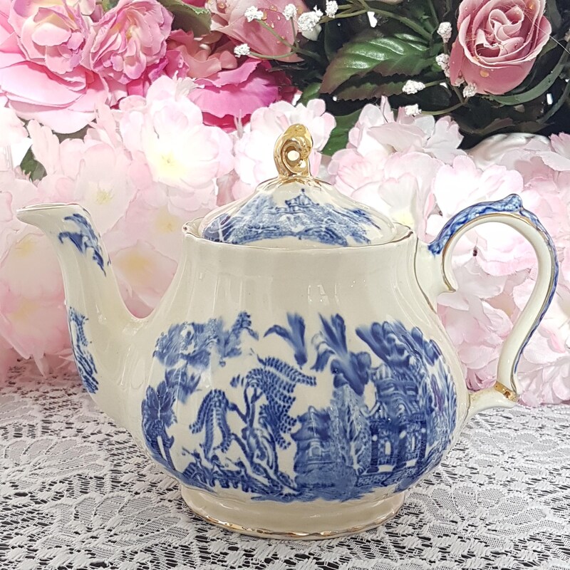 Blue Willow Teapot - Etsy
