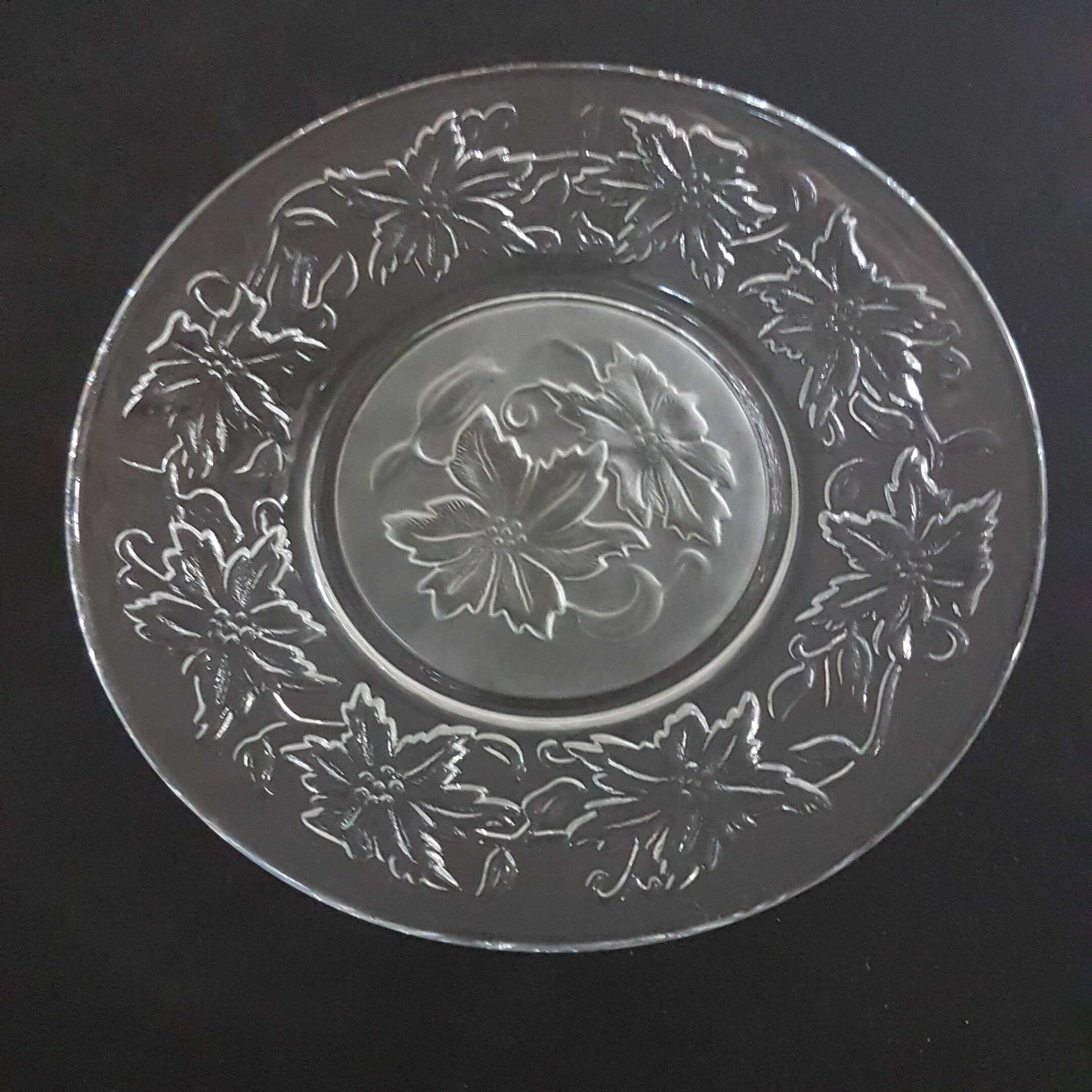 Princess House FANTASIA 6 Side Plate Set of 4, Poinsettia Dessert Plate ...