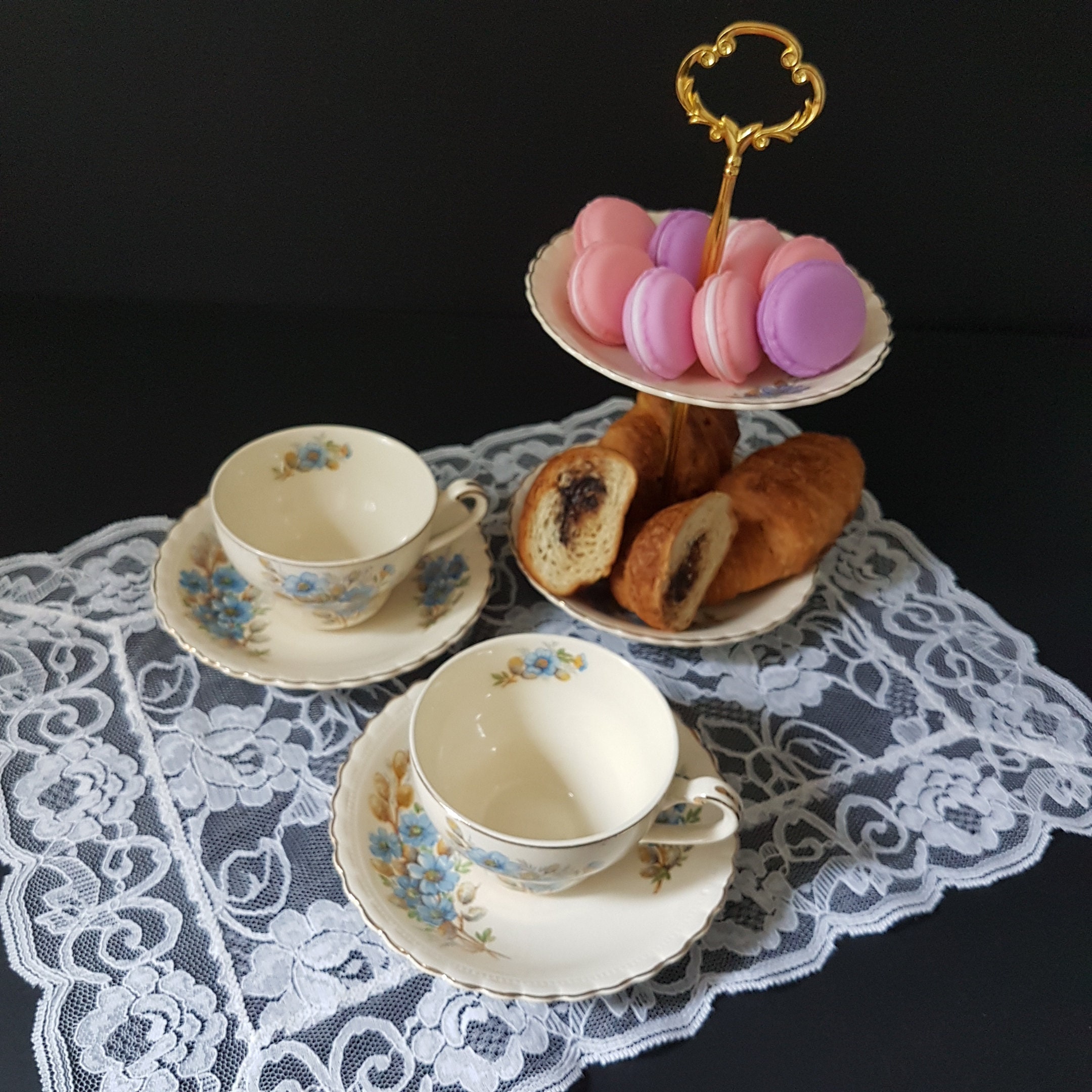 2 Tier Cake Stand with 2 Matching Tea Cup and Saucers, JG Meakin PUSSY ...