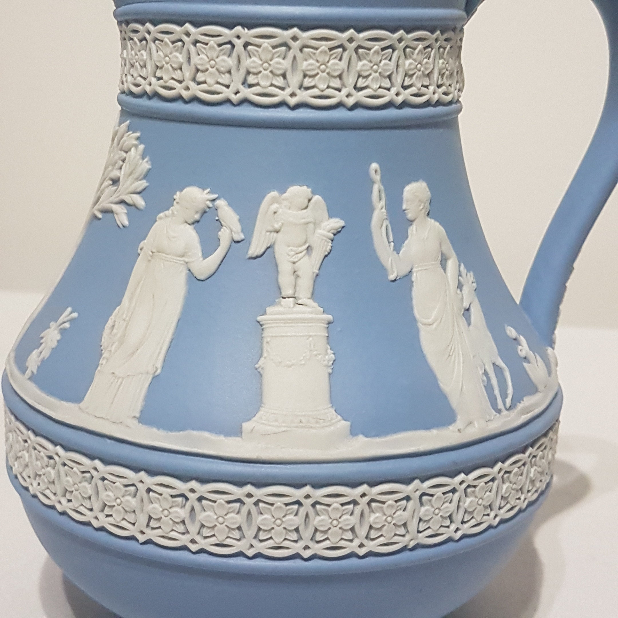 1953 Wedgwood Jasperware Blue and White Jasper, 5 1/4 Etruscan Jug ...