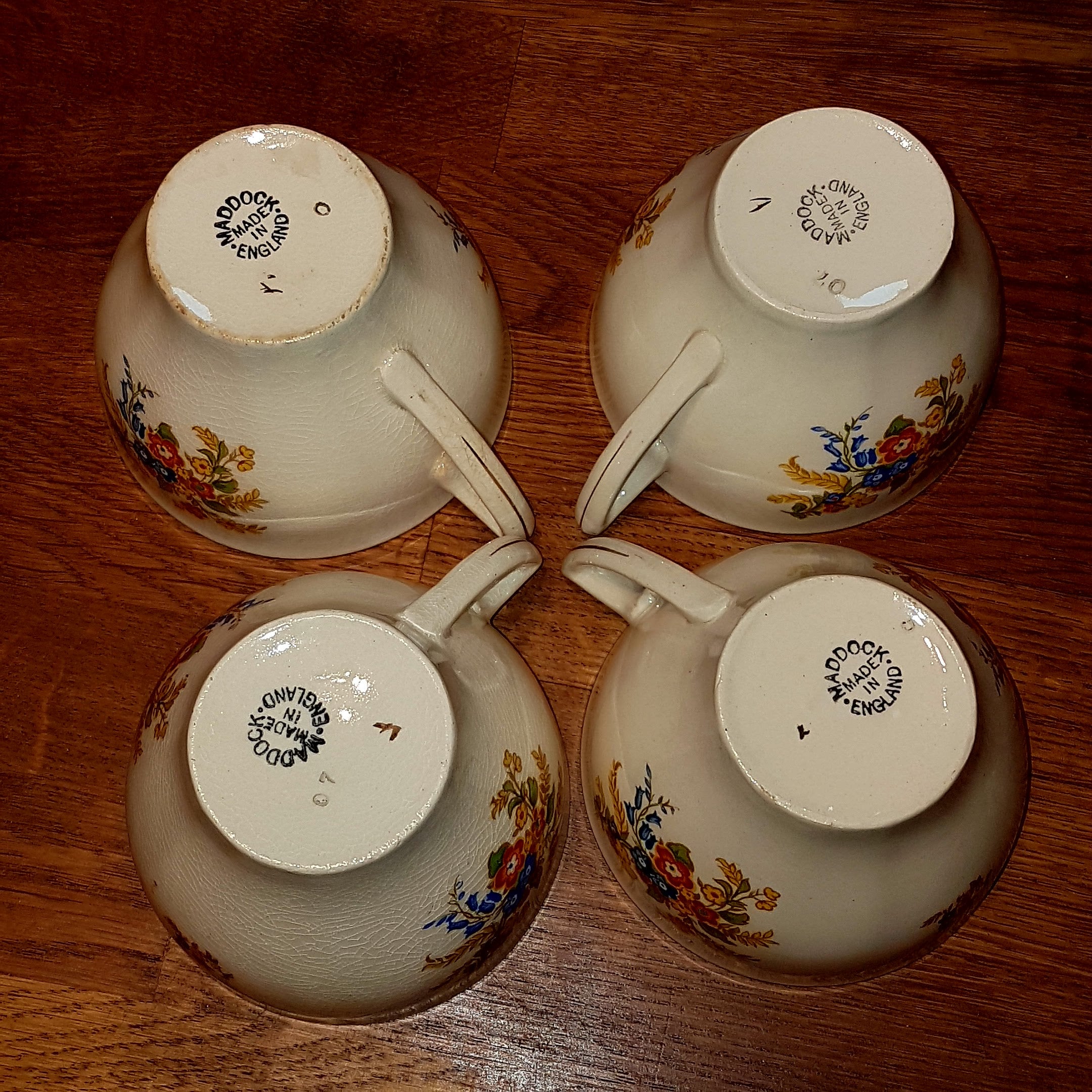 John Maddock & Sons / Royal Ivory in the ROYAL CAMERONIAN pattern ...