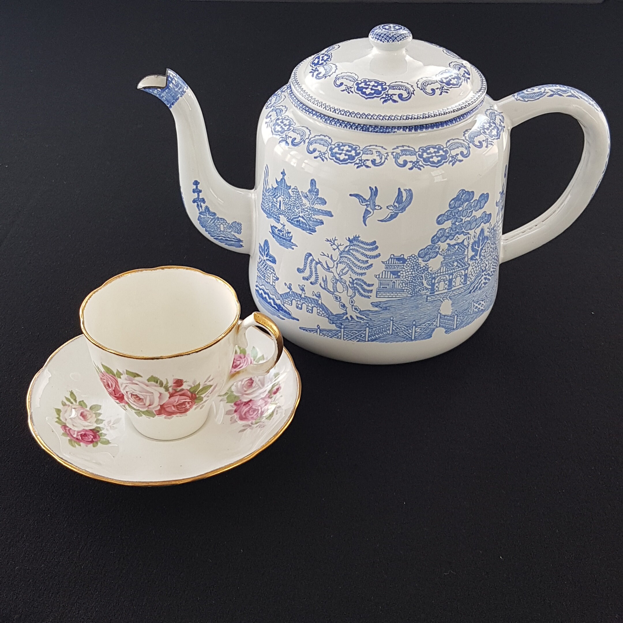 Blue Willow Enamel Ware Teapot, Large Vintage Metal Stovetop Tea Kettle ...