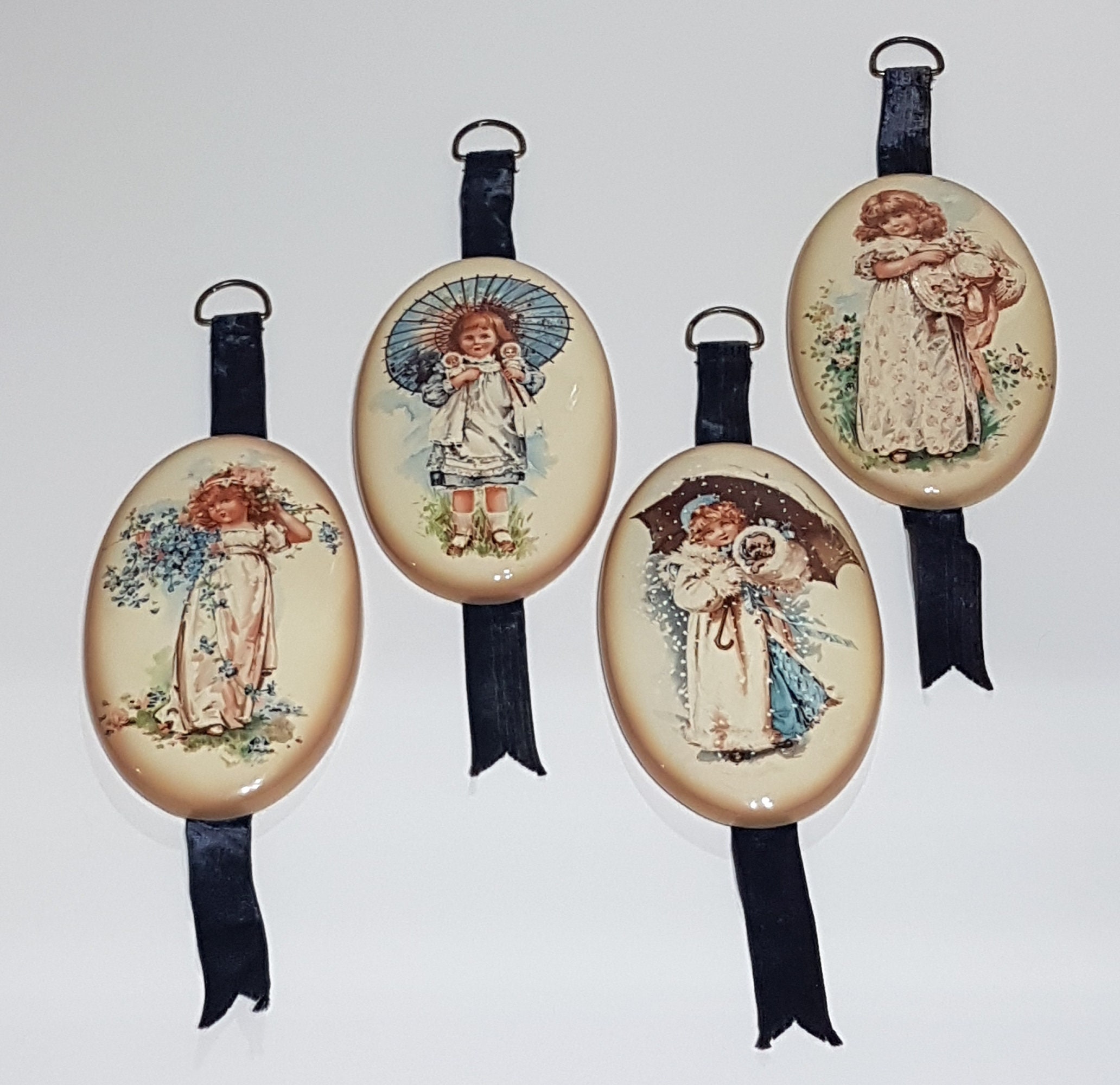 Set of 4 Chalkware Wall Plaques, Victorian Girls, Oval with Velvet ...
