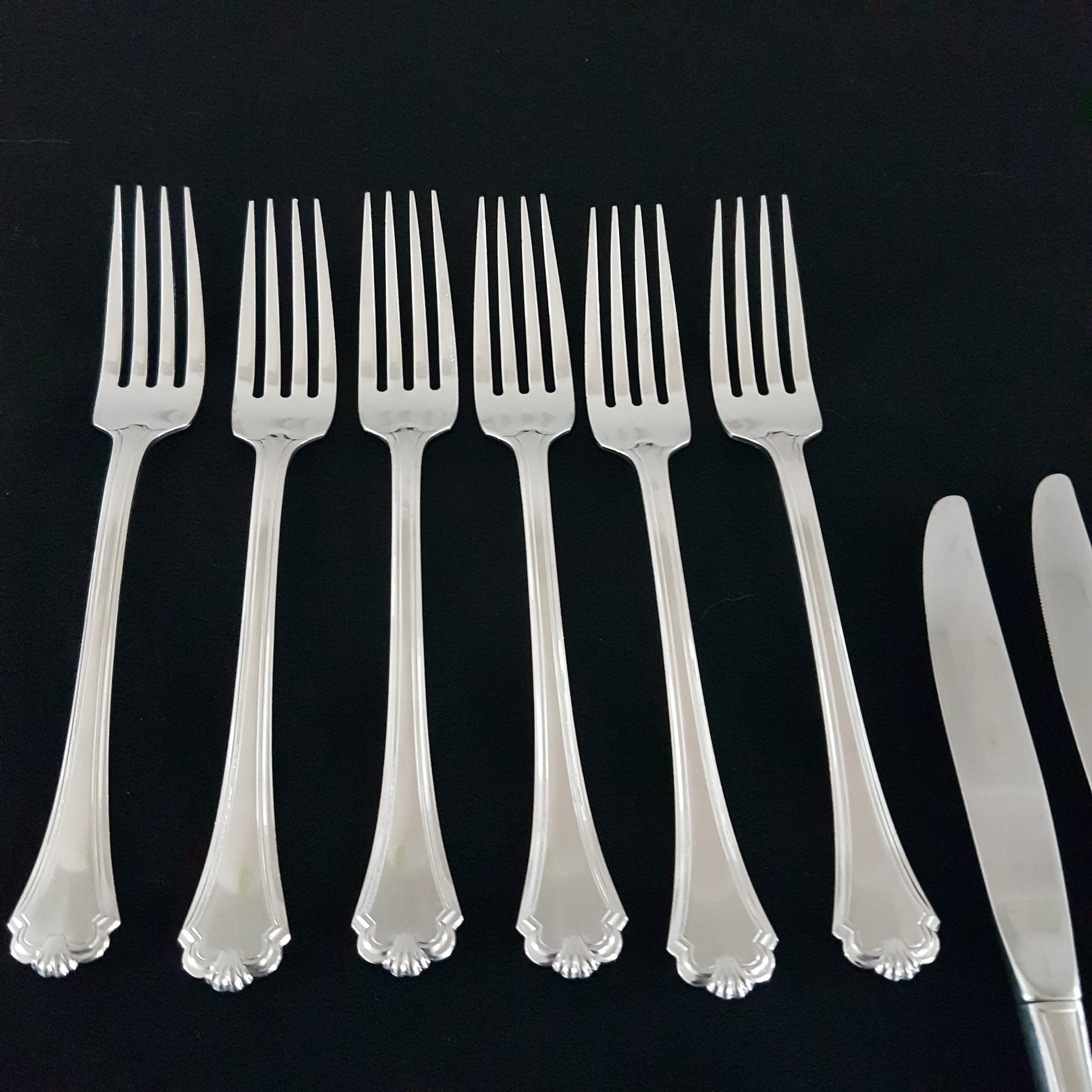 Oneida MIDTOWNE Stainless Steel Flatware, Oneida ON252, 18 Piece Set ...
