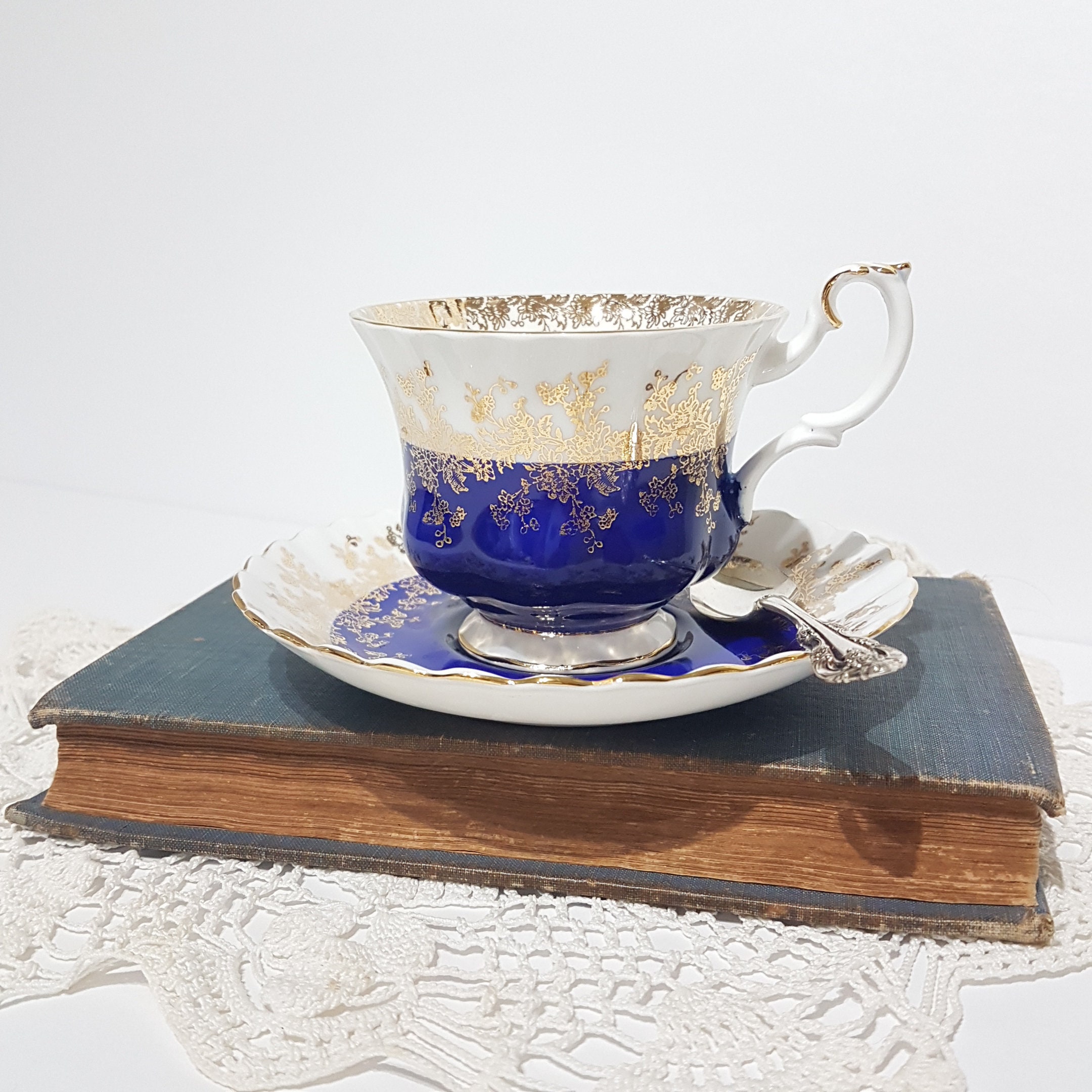 Royal Albert Regal Series, Pattern 4396 Teacup, Royal Blue, Gold Gilded ...
